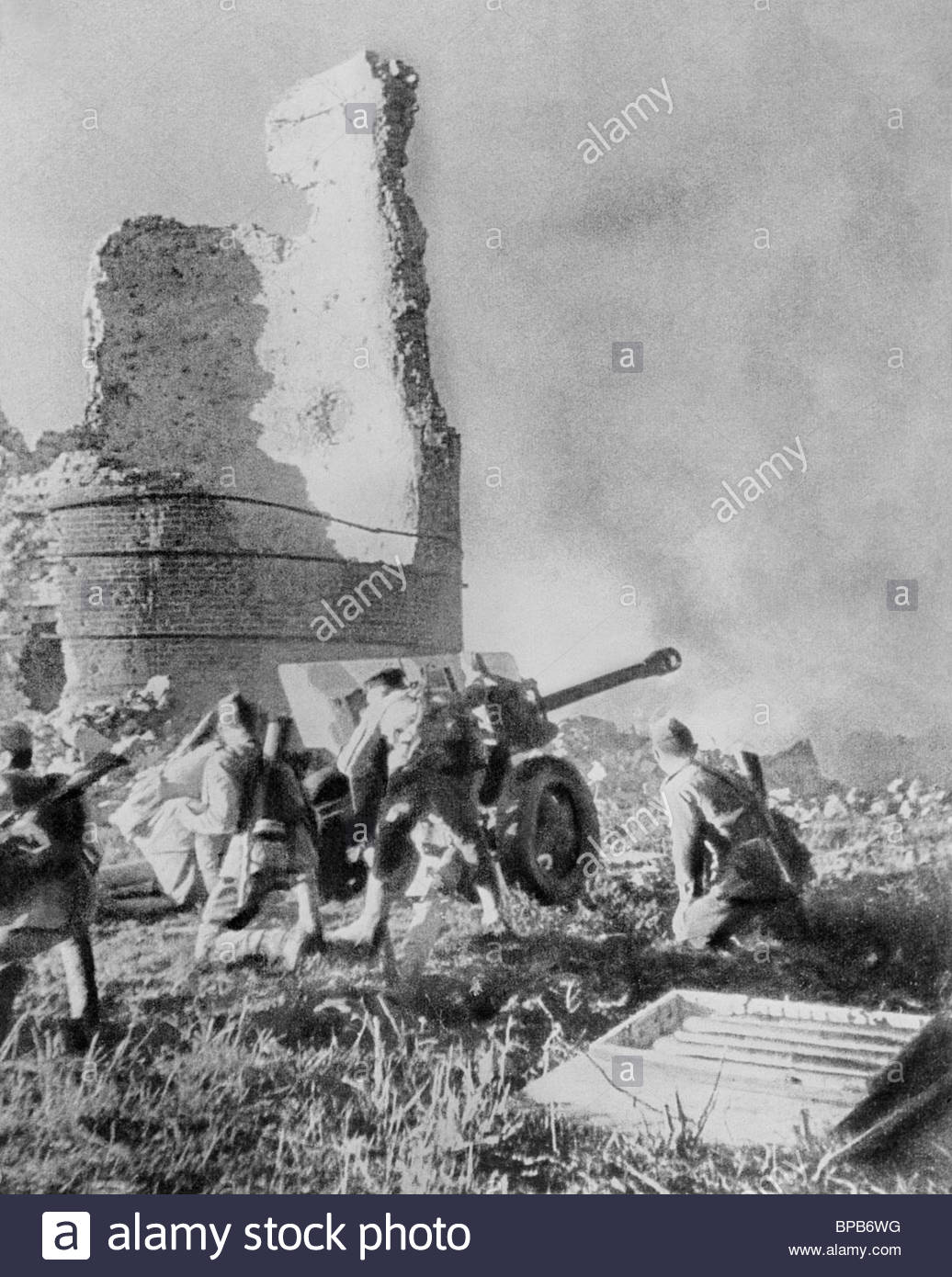 Battle Of Stalingrad 1942 Stock Photos & Battle Of Stalingrad 1942 ...