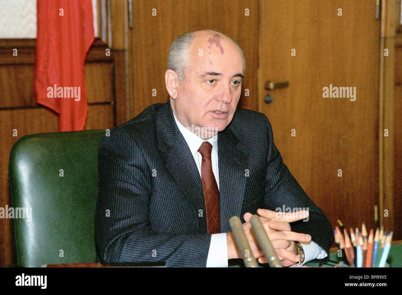Gorbachev 1991 High Resolution Stock Photography and Images - Alamy