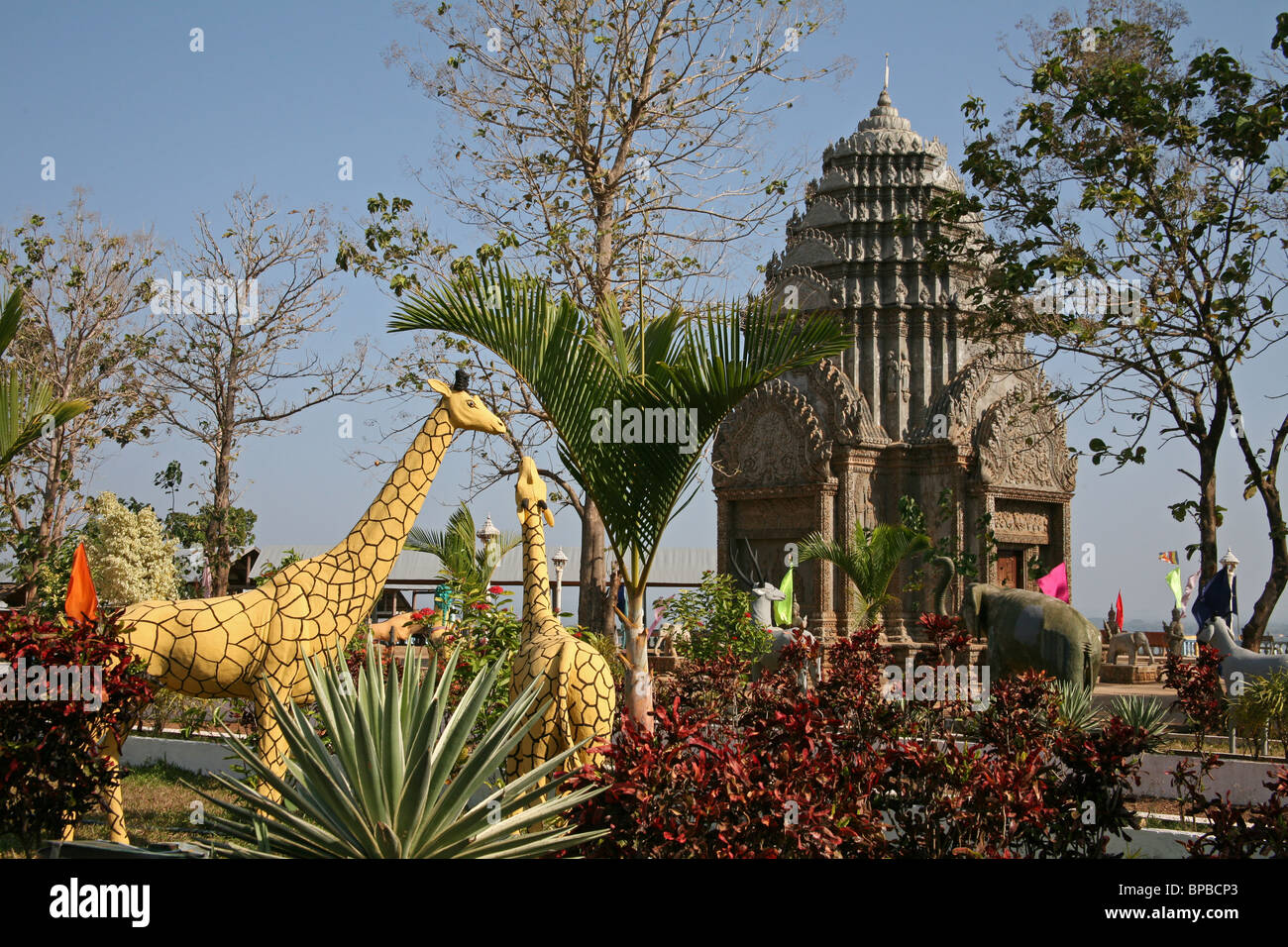 Wat Hanchey at Kampong Cham, Cambodia Stock Photo - Alamy