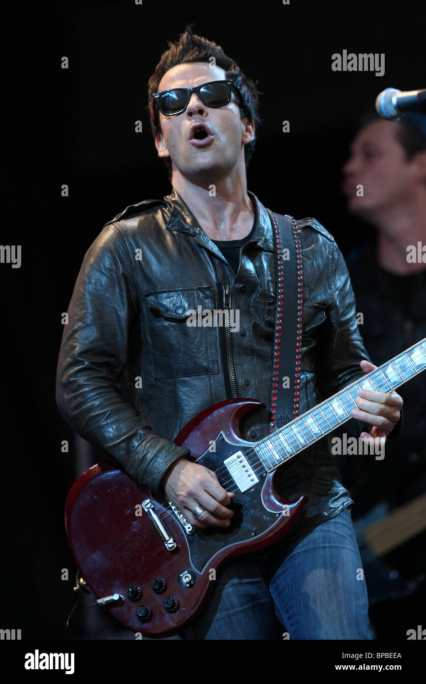 Kelly jones hi-res stock photography and images - Alamy