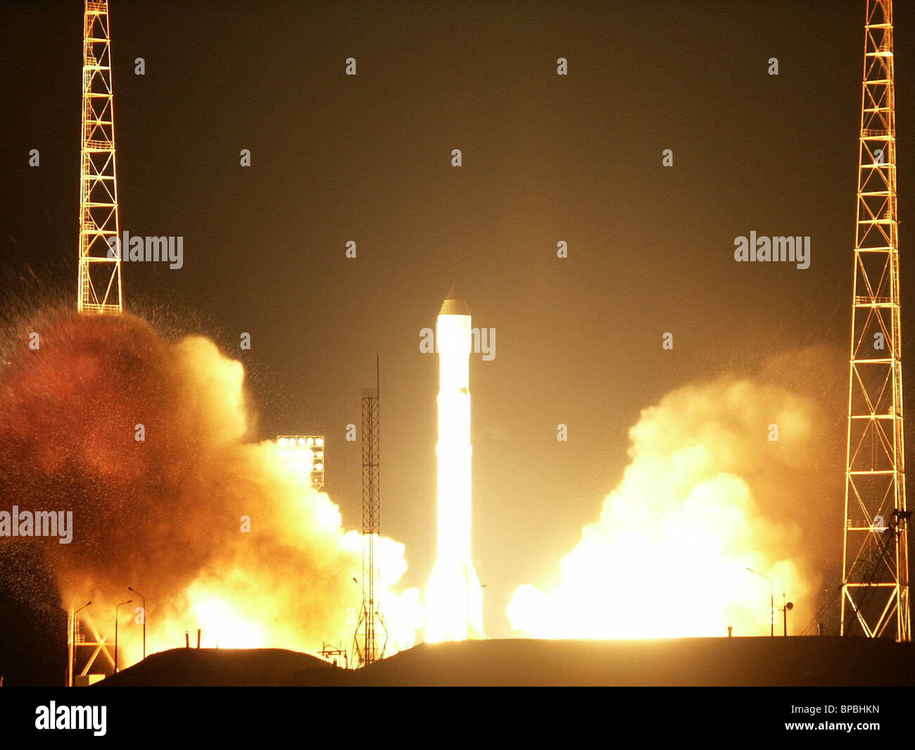 Russian Proton Rocket Launch High Resolution Stock Photography and ...