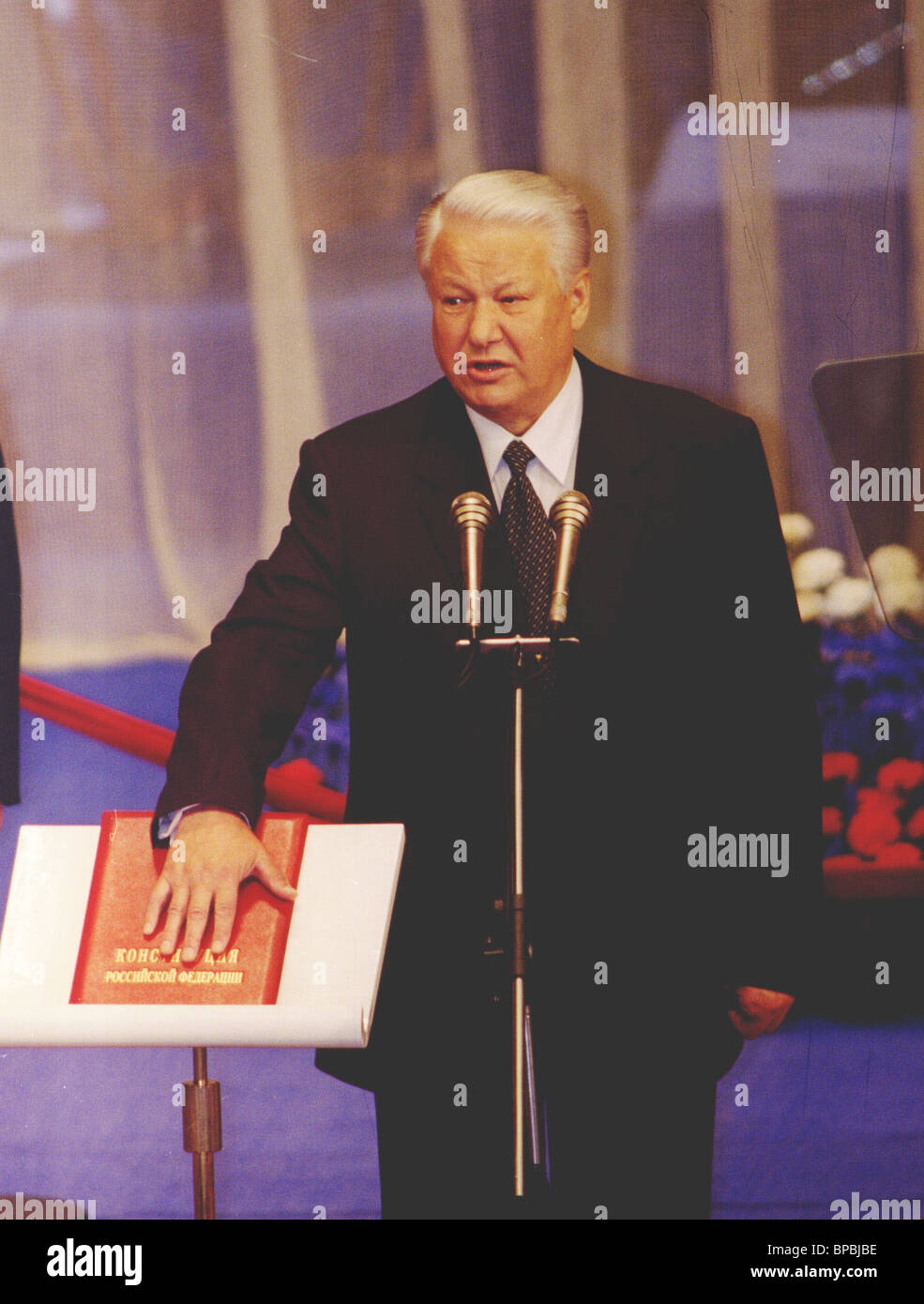 Hand Yeltsin High Resolution Stock Photography and Images - Alamy