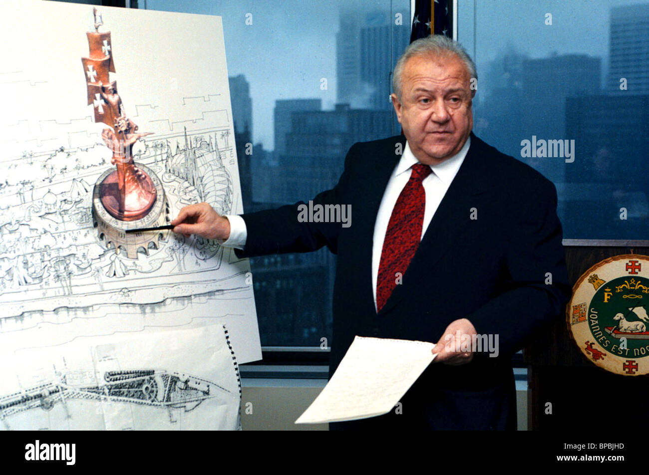 Zurab Tsereteli High Resolution Stock Photography and Images - Alamy