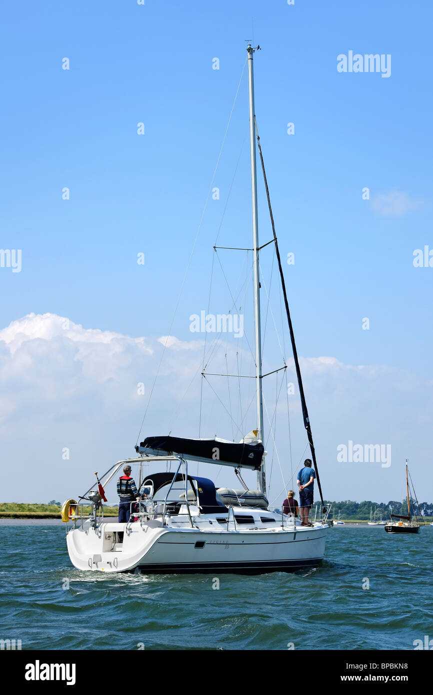 Tidal wave boat hi-res stock photography and images - Alamy