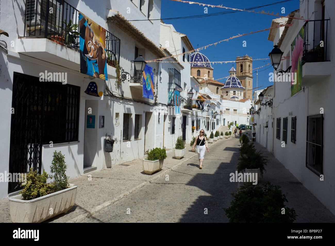 Street scene in Altea,Spain Stock Photo - Alamy