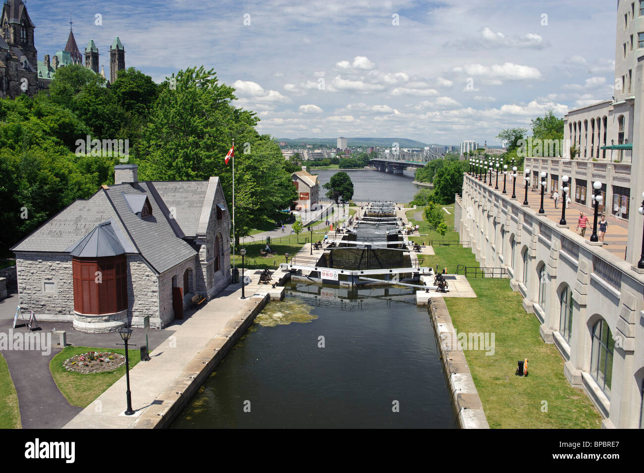 Rideau Canal Locks Locks And The Rideau Canal Hull Marina