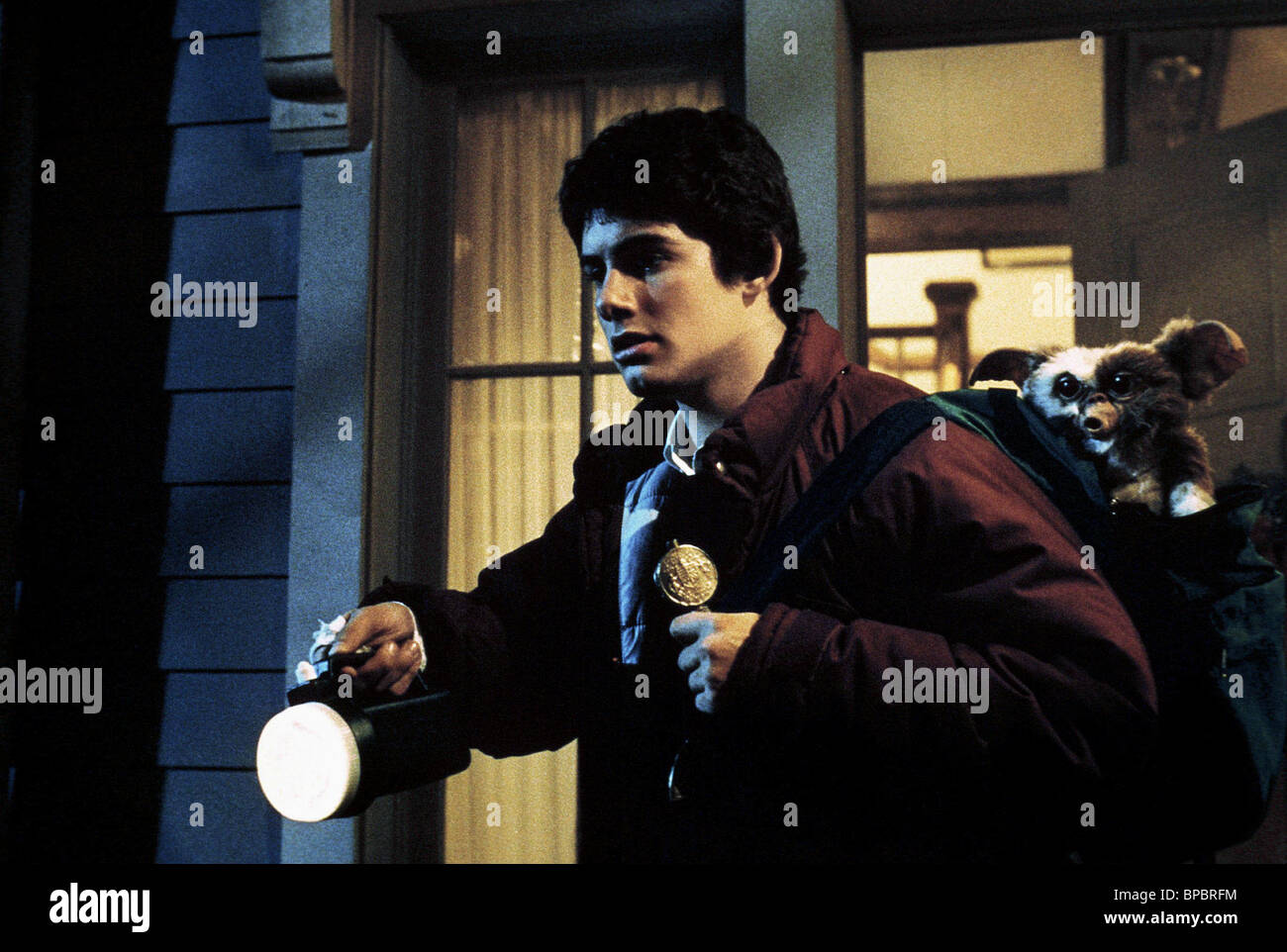Gremlins 1984 Zach Galligan High Resolution Stock Photography and ...