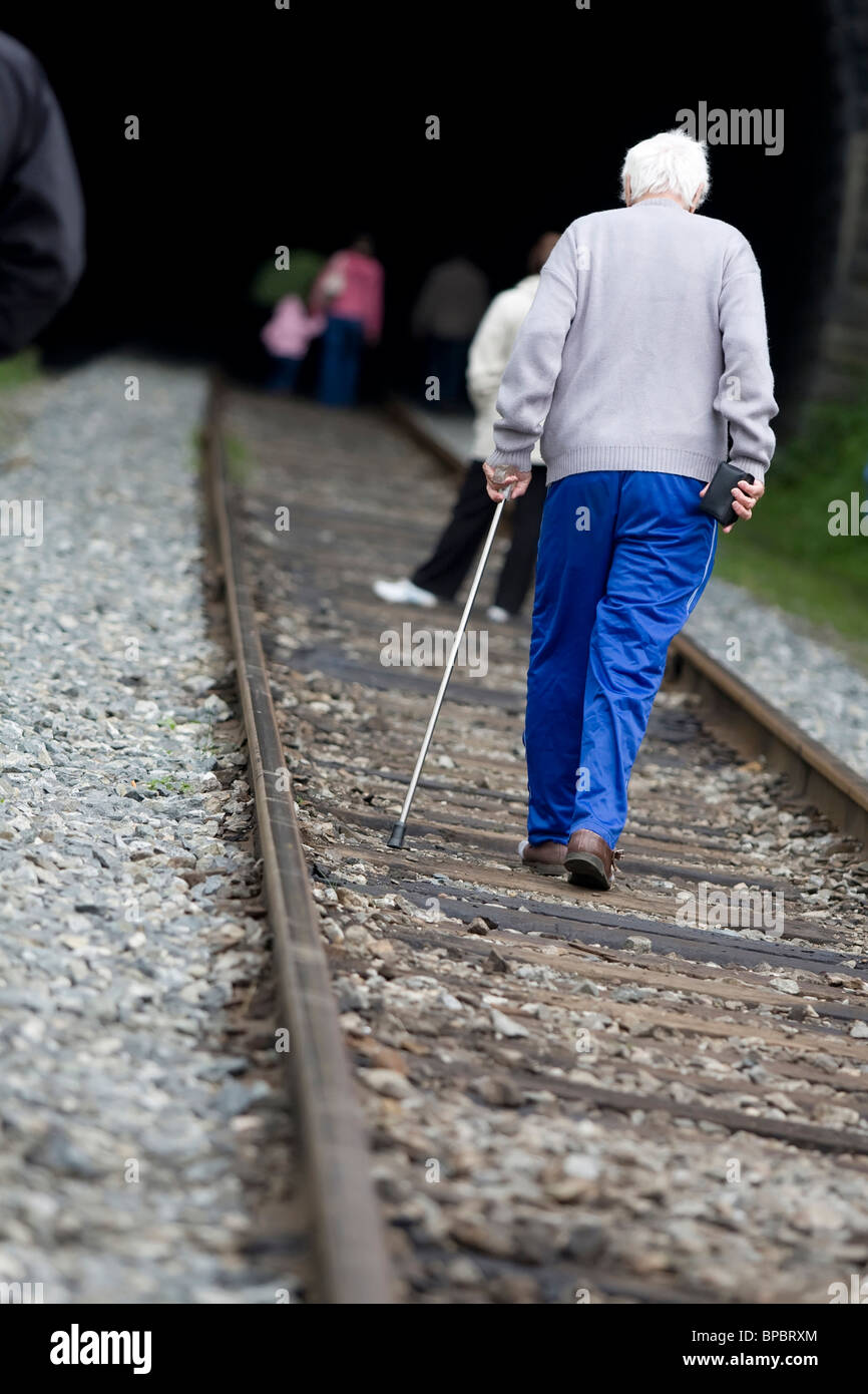 Old man. The end way in loneliness Stock Photo - Alamy