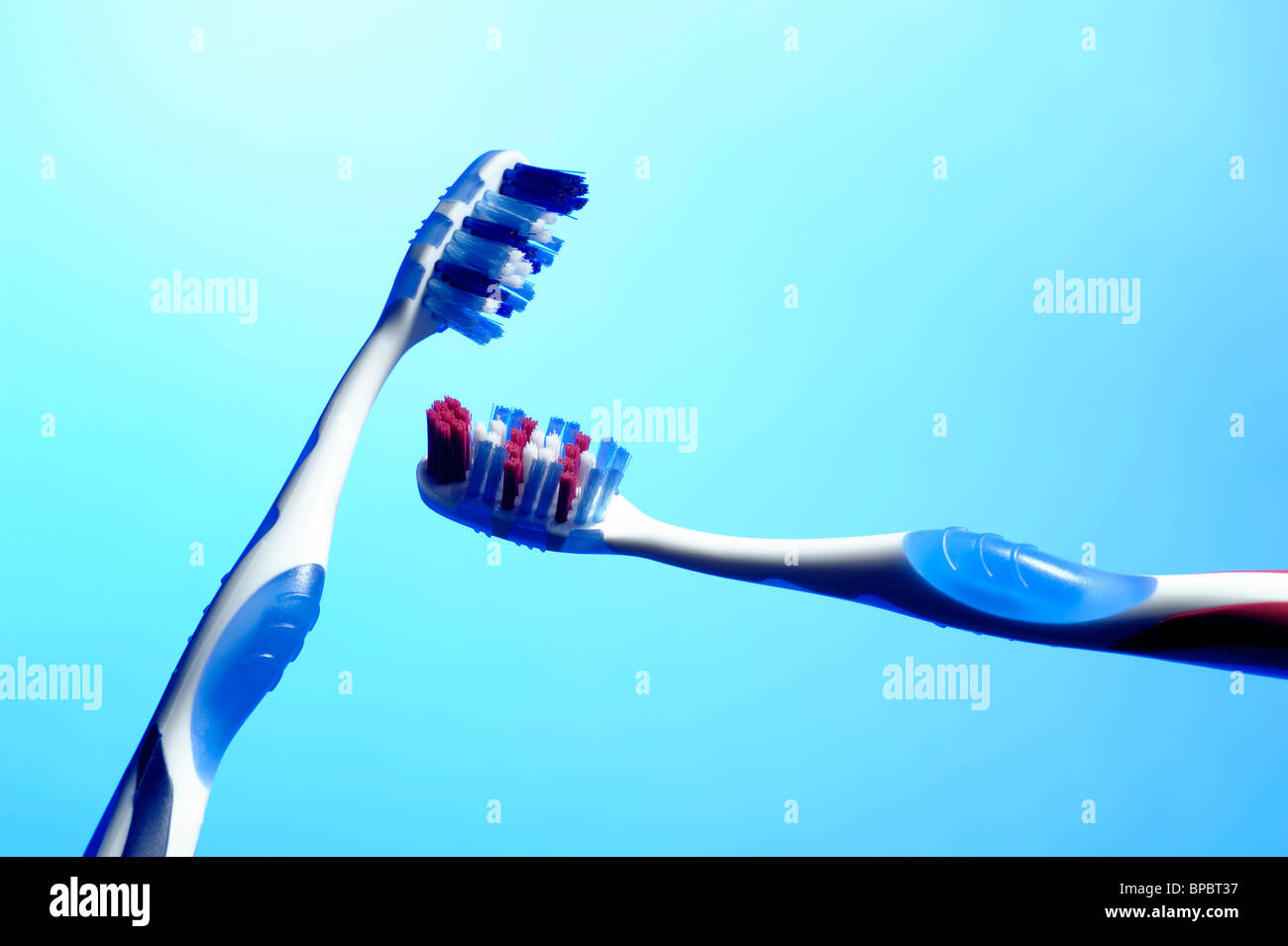 Toothbrushes hi-res stock photography and images - Alamy