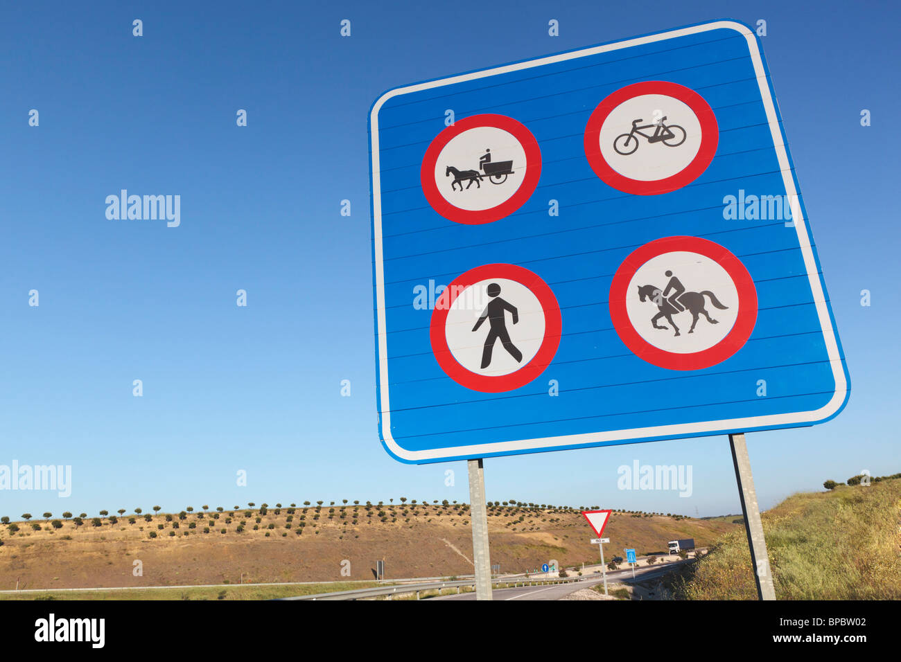 Traffic sign pedestrians saying hi-res stock photography and images - Alamy
