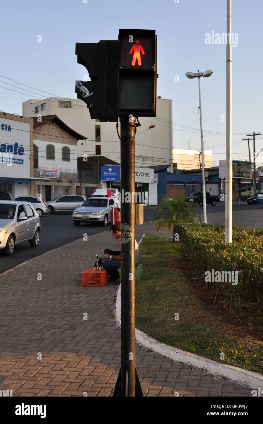 Red man traffic light hi-res stock photography and images - Alamy