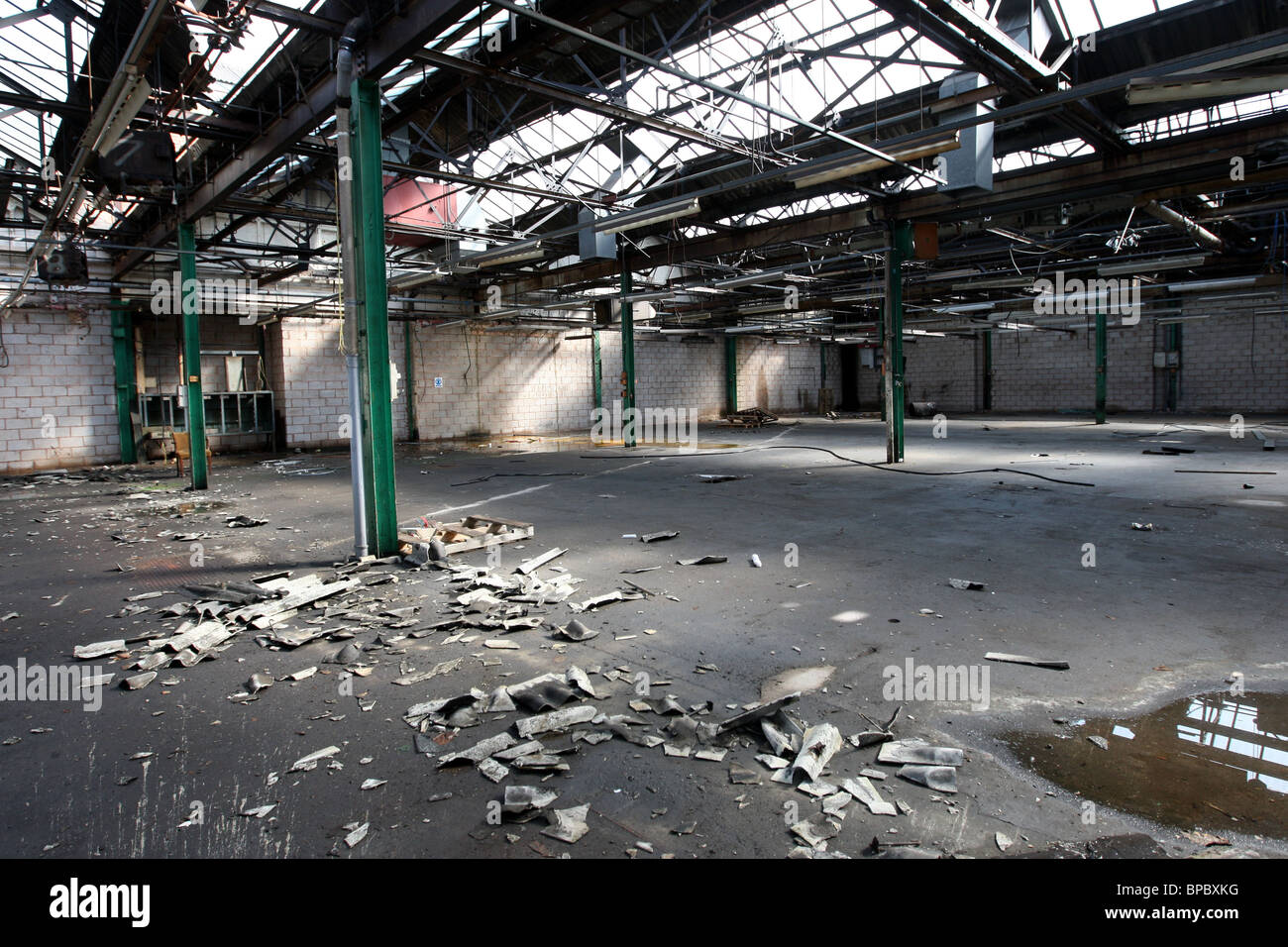 Demolishing factory hi-res stock photography and images - Alamy