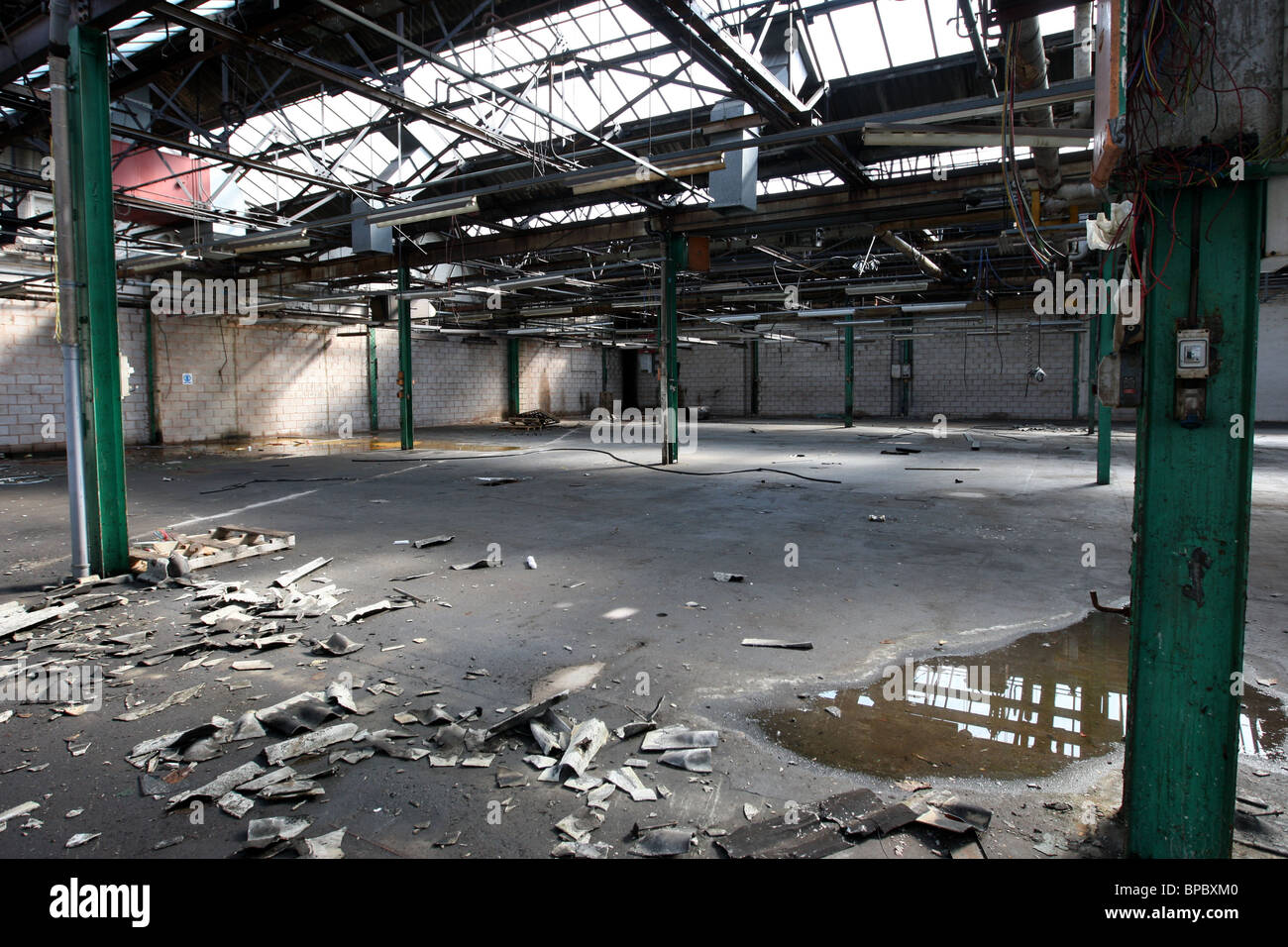 Coventry factory hi-res stock photography and images - Alamy