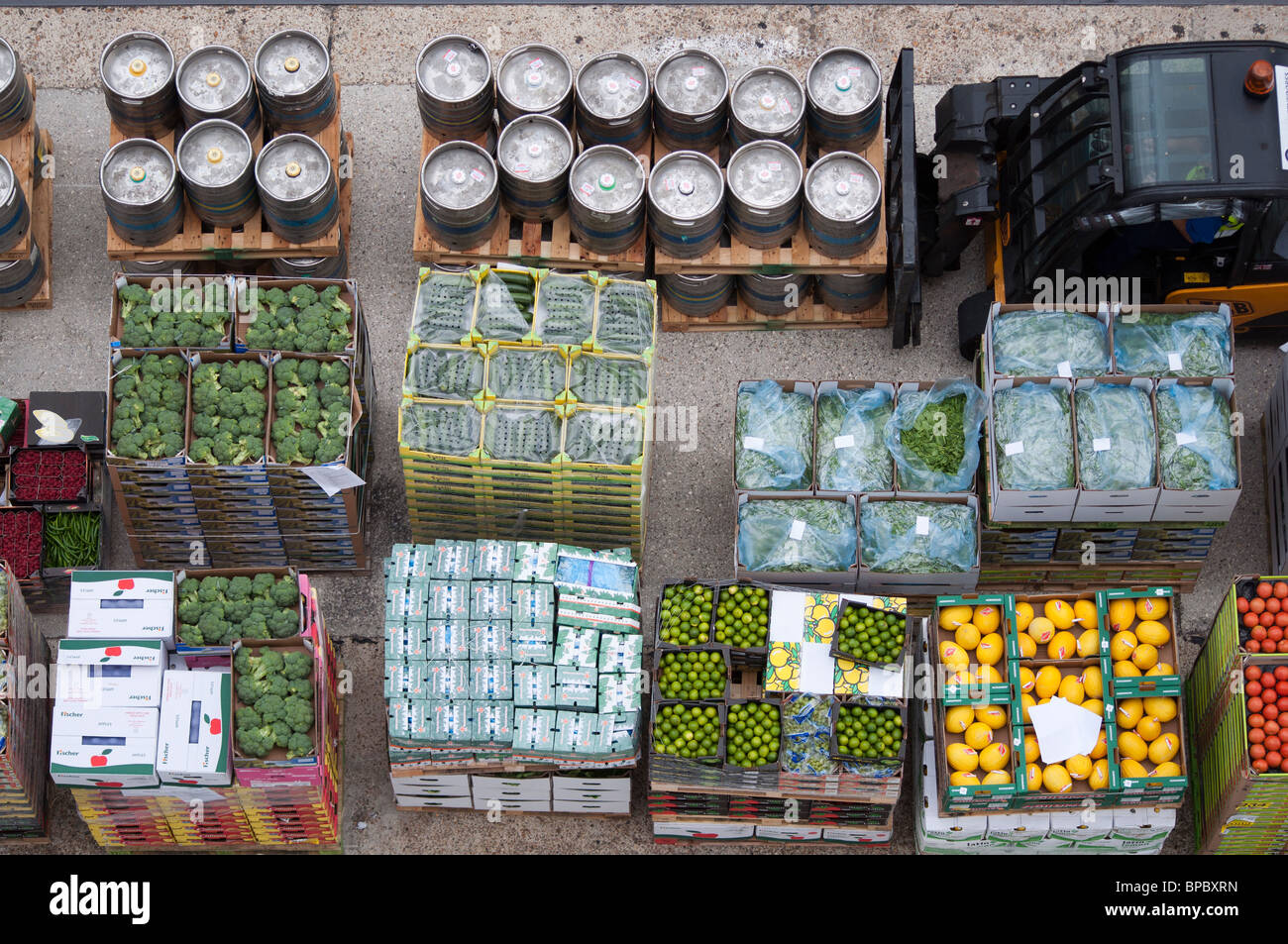 Corona beer loading hi-res stock photography and images - Alamy