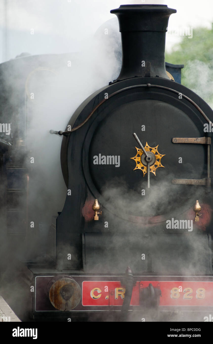 Steam engine scotland railway hi-res stock photography and images - Alamy