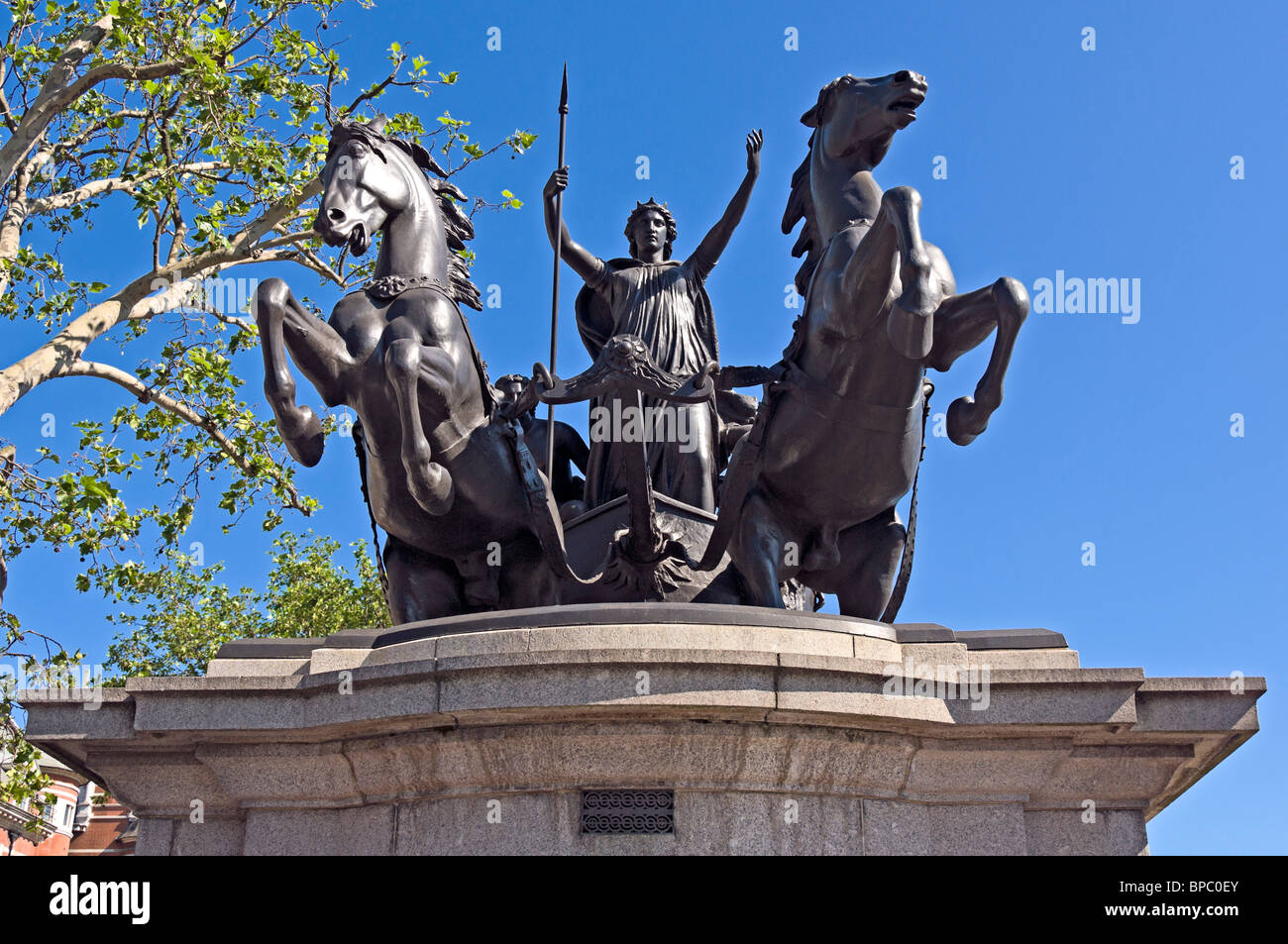 Bodicea statue near Westminster Pier, London Stock Photo - Alamy