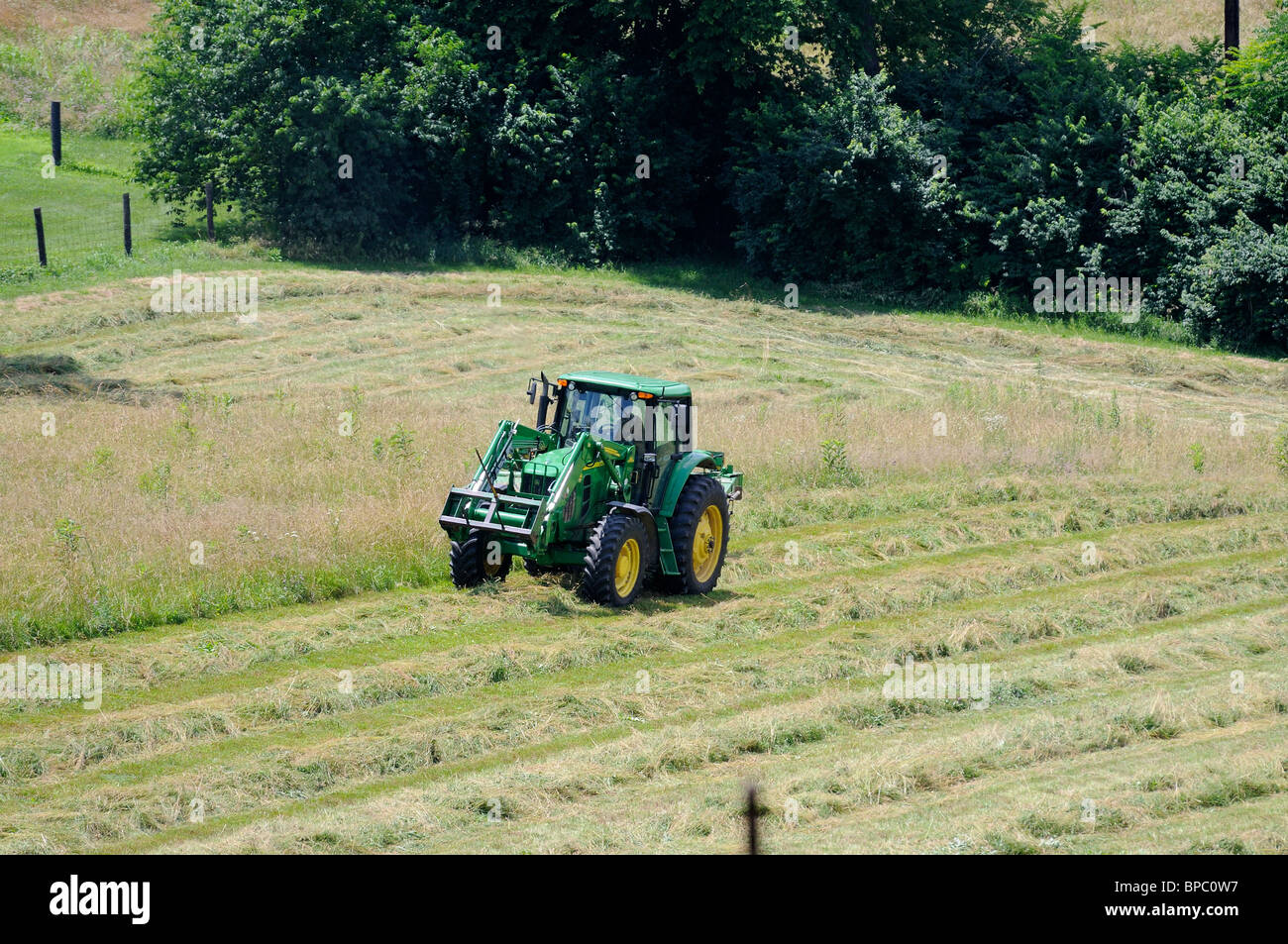 Kentucky farm tractor hi-res stock photography and images - Alamy