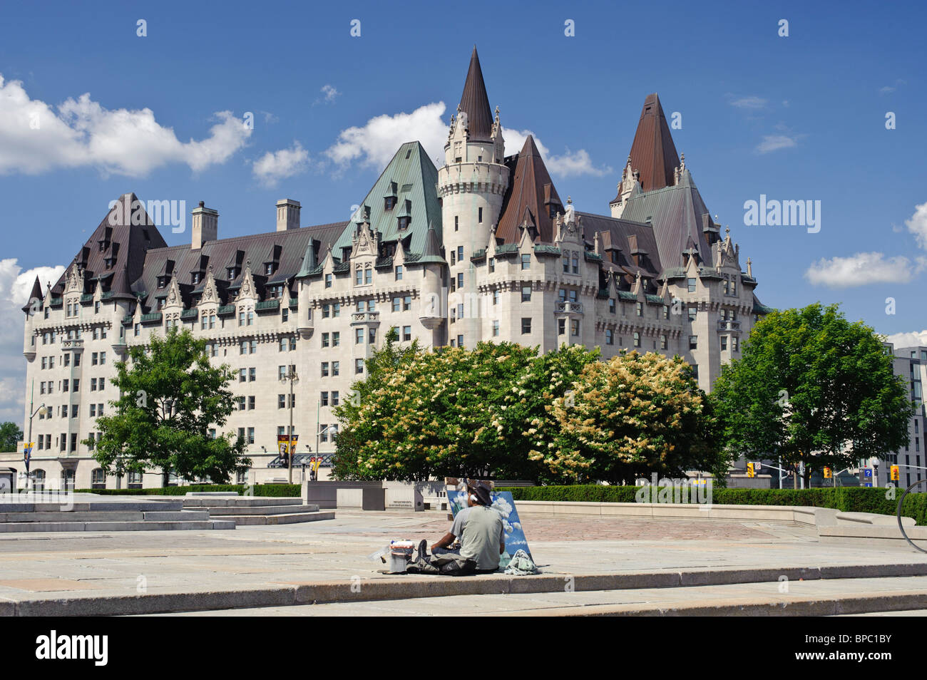 Confederation square hi-res stock photography and images - Alamy