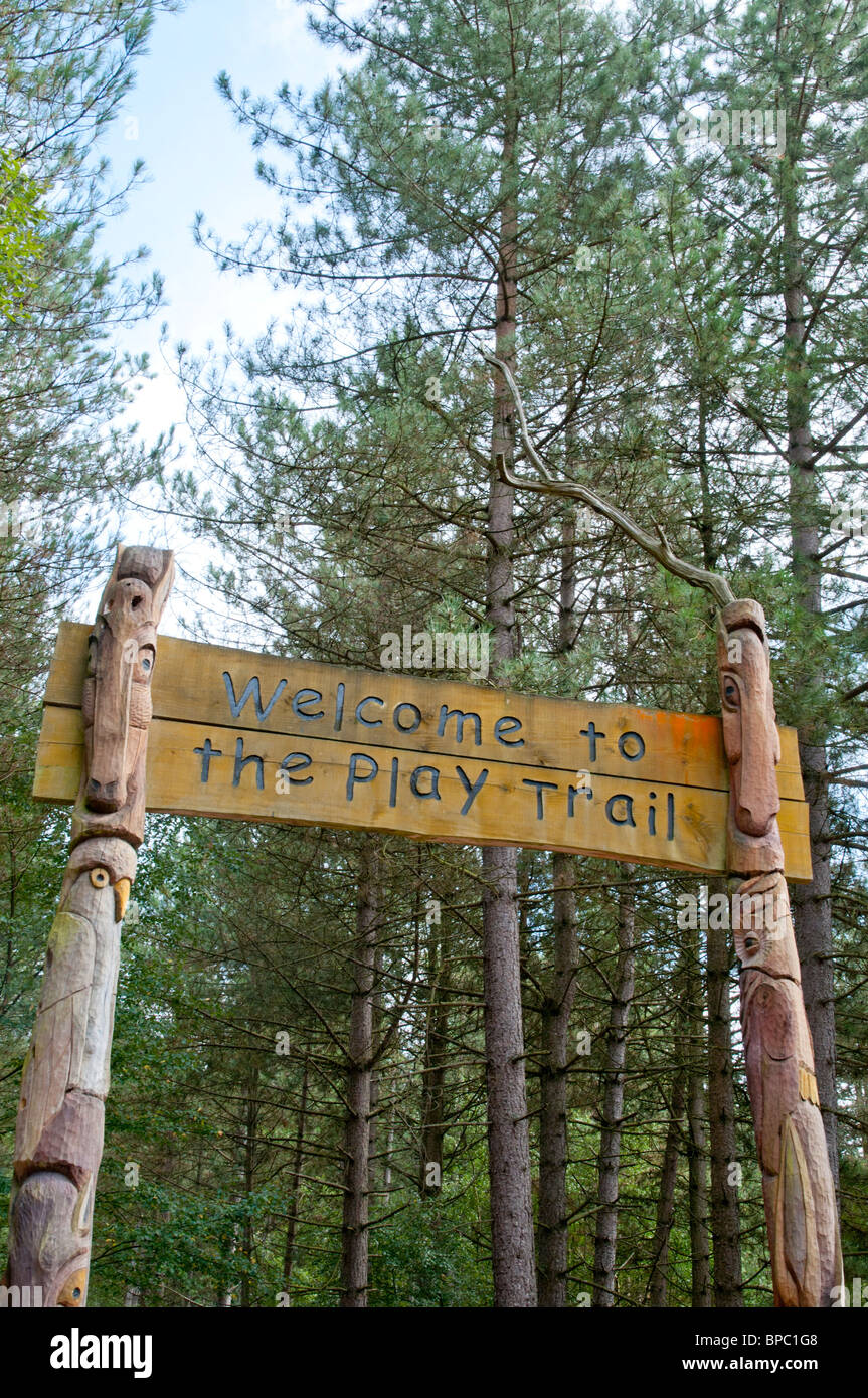 Entrance trail hi-res stock photography and images - Alamy