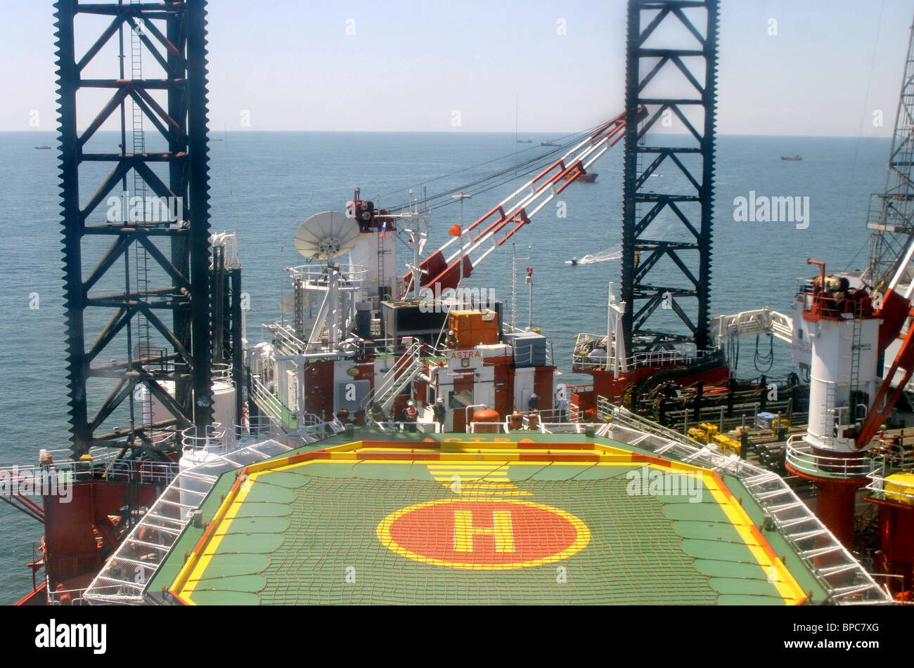 Shelf Drilling High Resolution Stock Photography and Images - Alamy