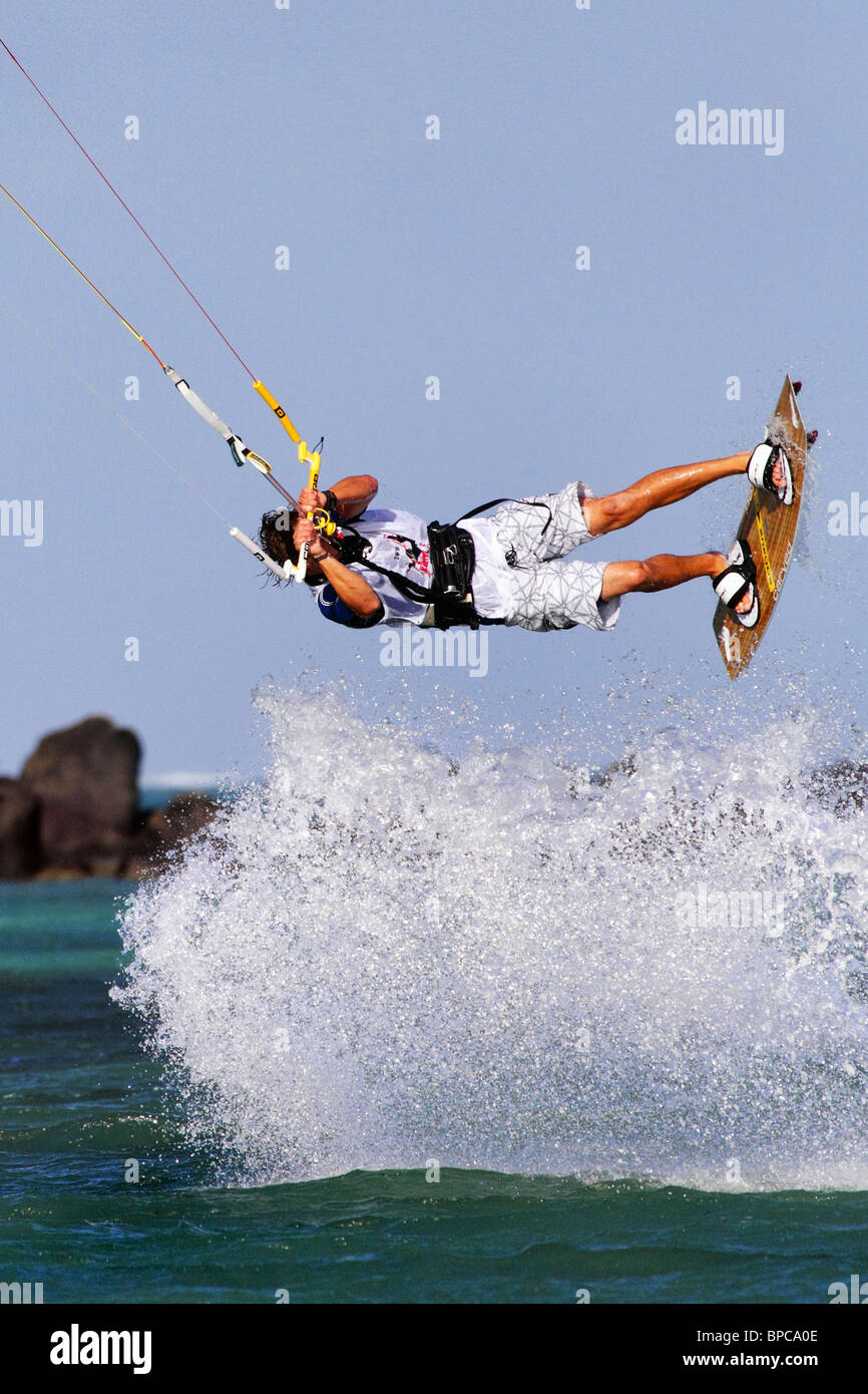 Kitesurf vertical hi-res stock photography and images - Alamy