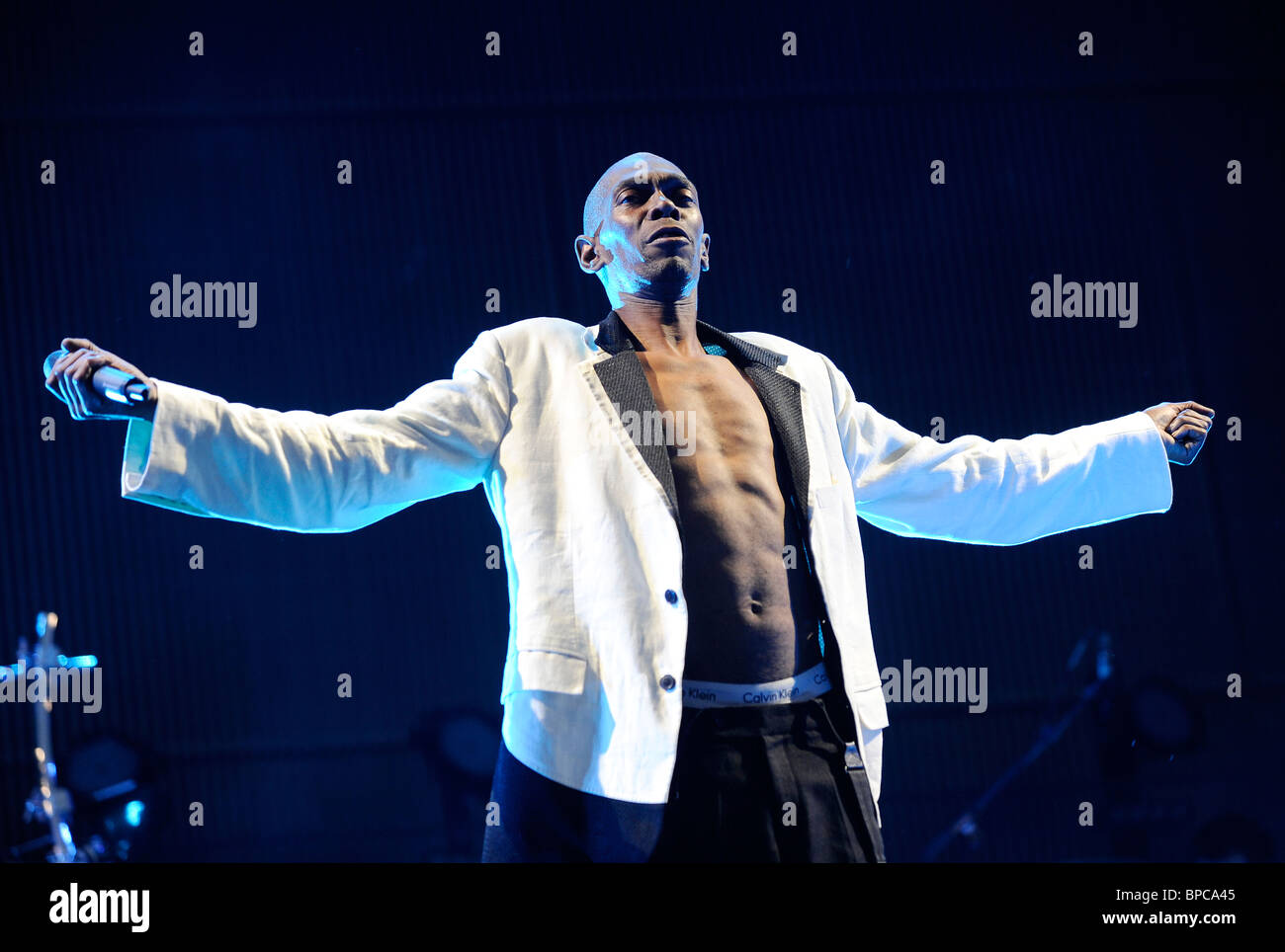 Faithless band hi-res stock photography and images - Alamy
