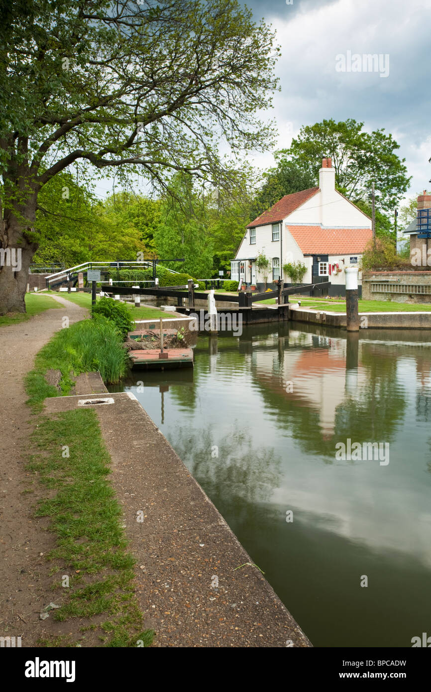 Navigation canal hi-res stock photography and images - Alamy
