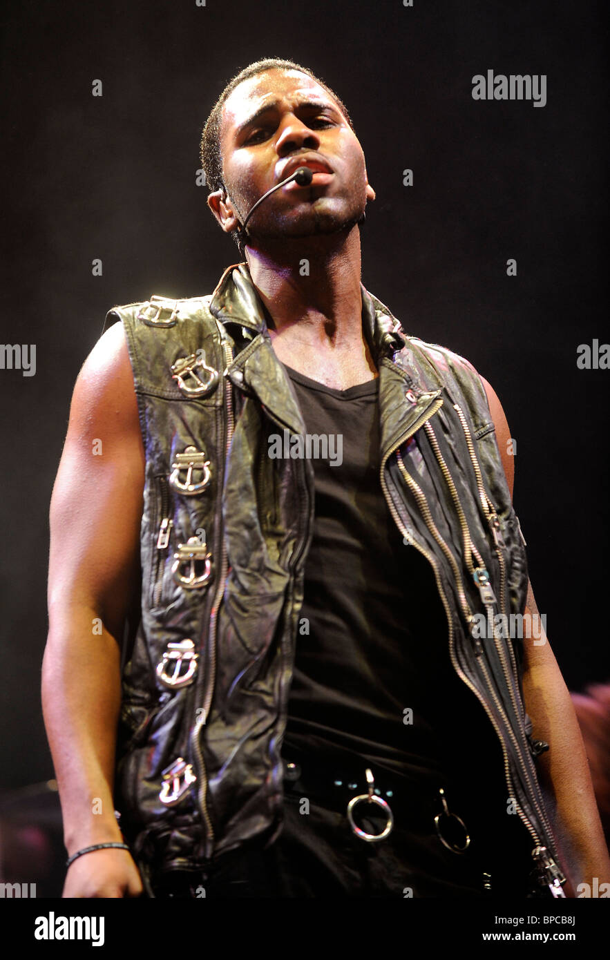 Jason derulo at hi-res stock photography and images - Alamy