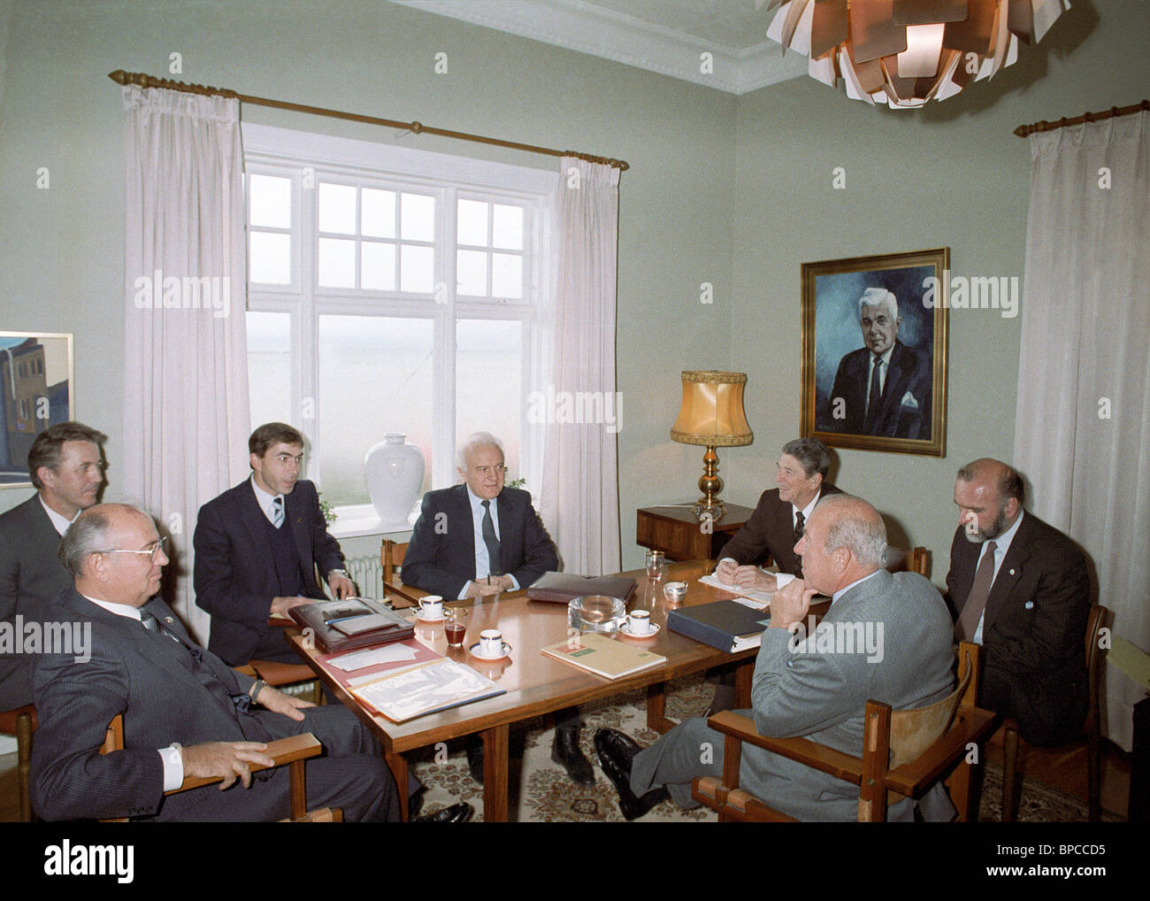 Reagan Gorbachev Reykjavik High Resolution Stock Photography and Images ...