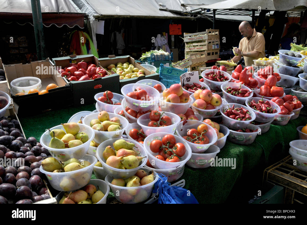 One pound of vegetables hi-res stock photography and images - Alamy