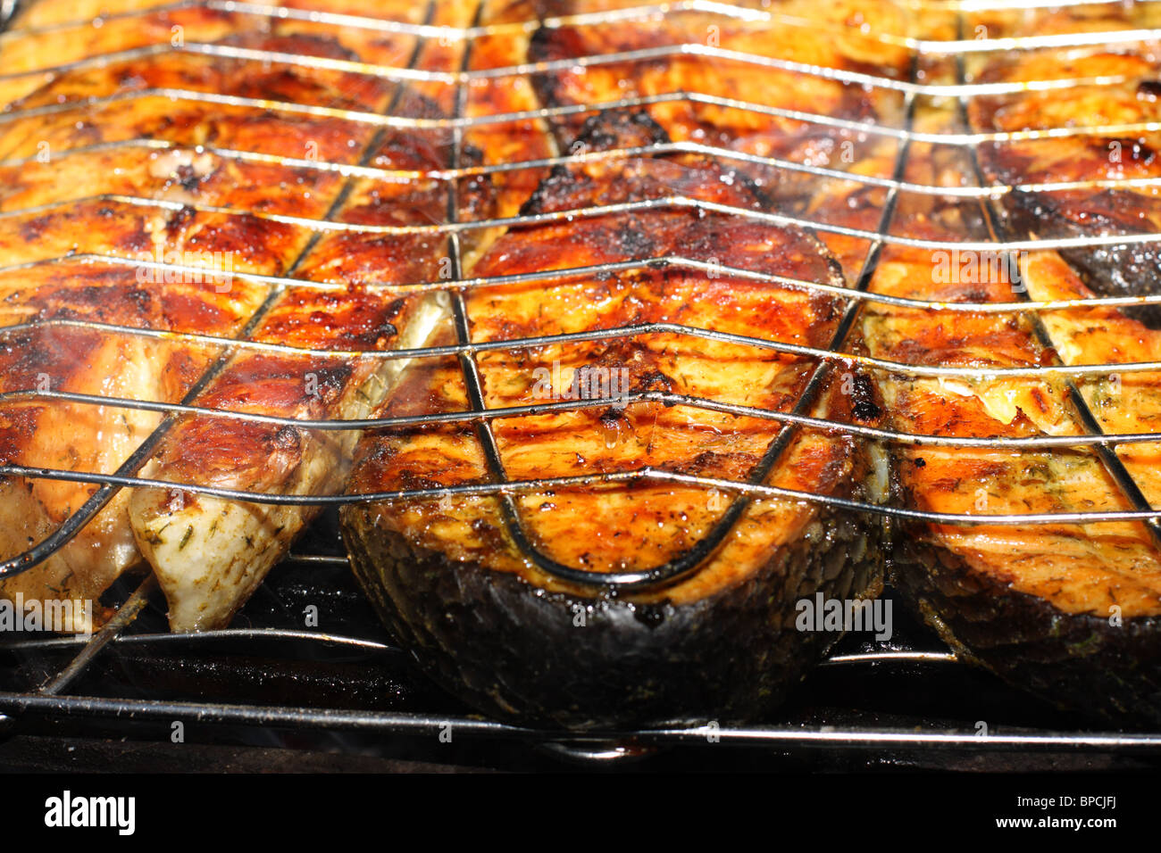 Shallow fried fish hi-res stock photography and images - Alamy