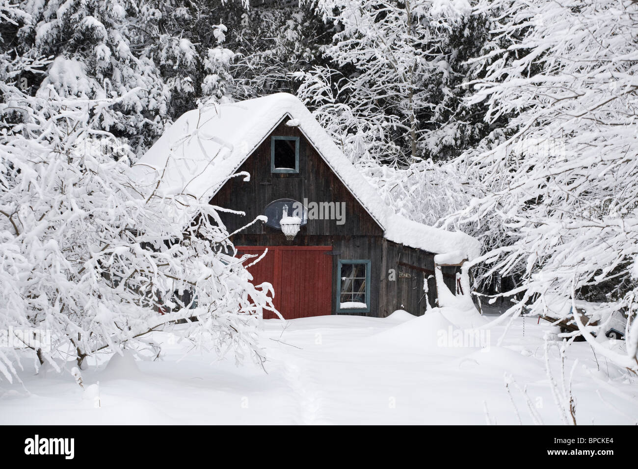 fulford, quebec, canada; a garage covered in snow in winter Stock Photo ...