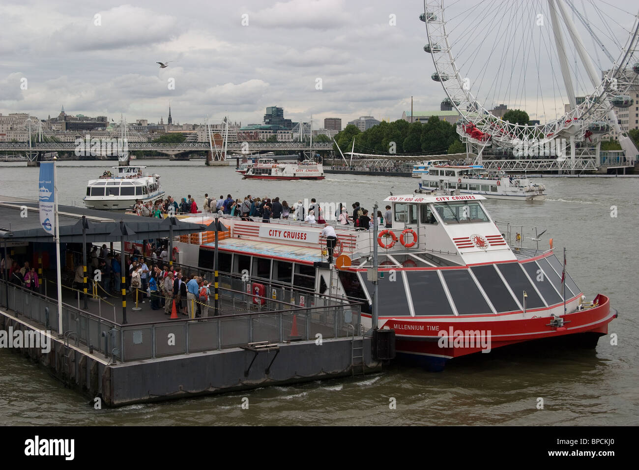 large boat Westminster pier river Thames queue Stock Photo - Alamy