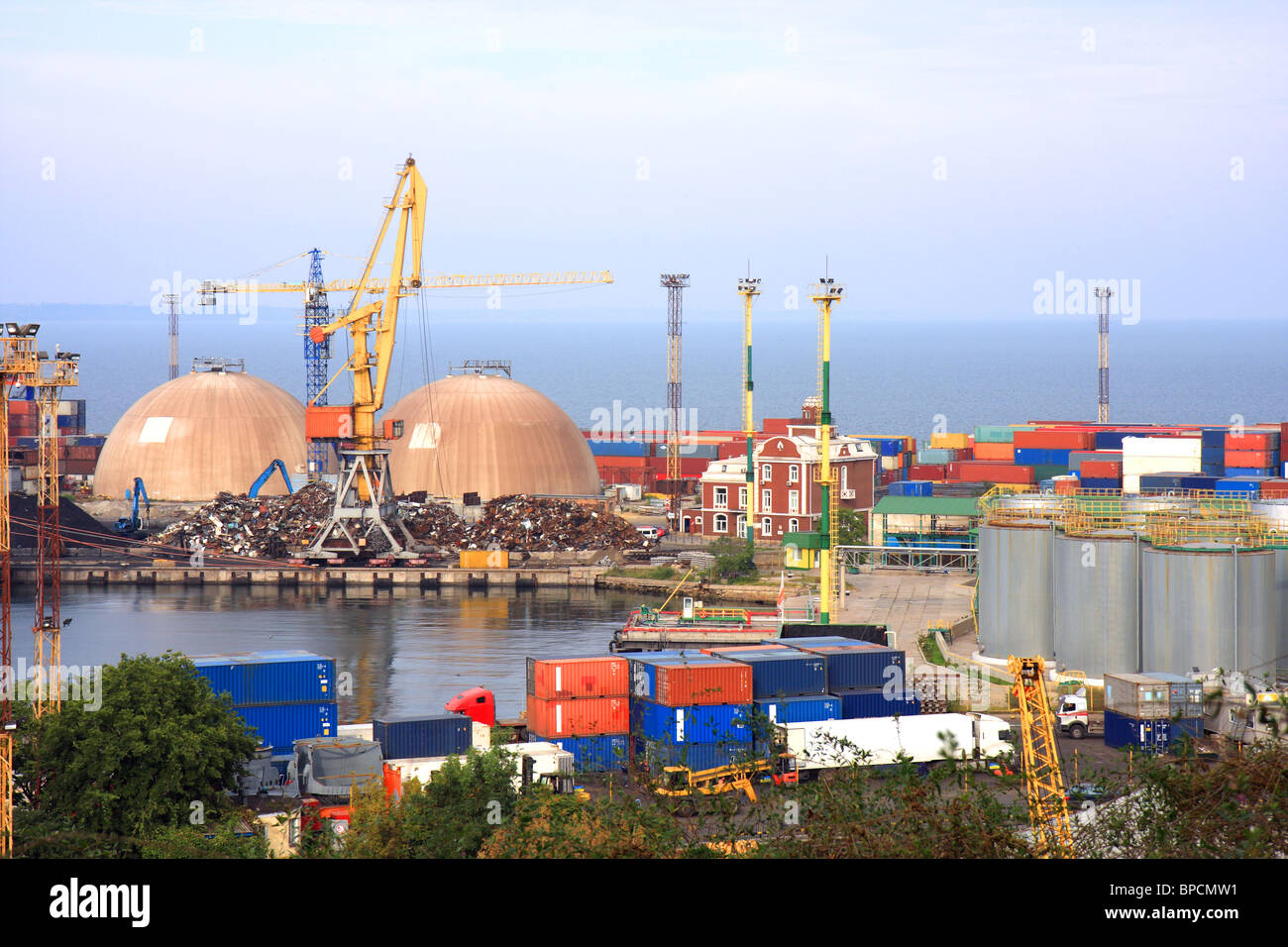 Odessa port containers hi-res stock photography and images - Alamy