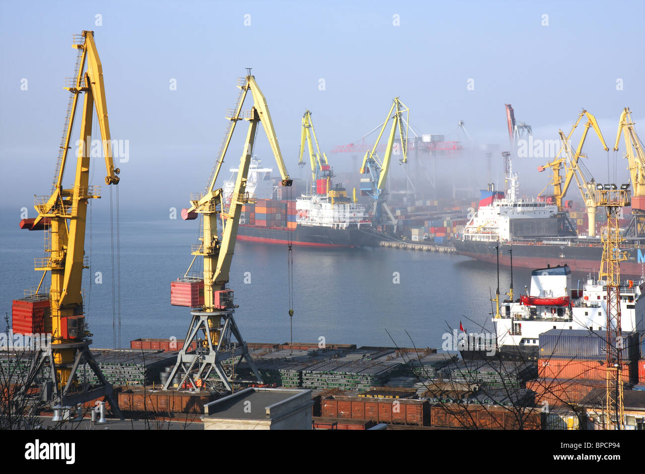 Odessa commercial sea port hi-res stock photography and images - Alamy