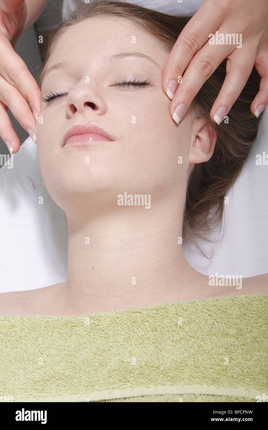 Facial circulation hi-res stock photography and images - Alamy