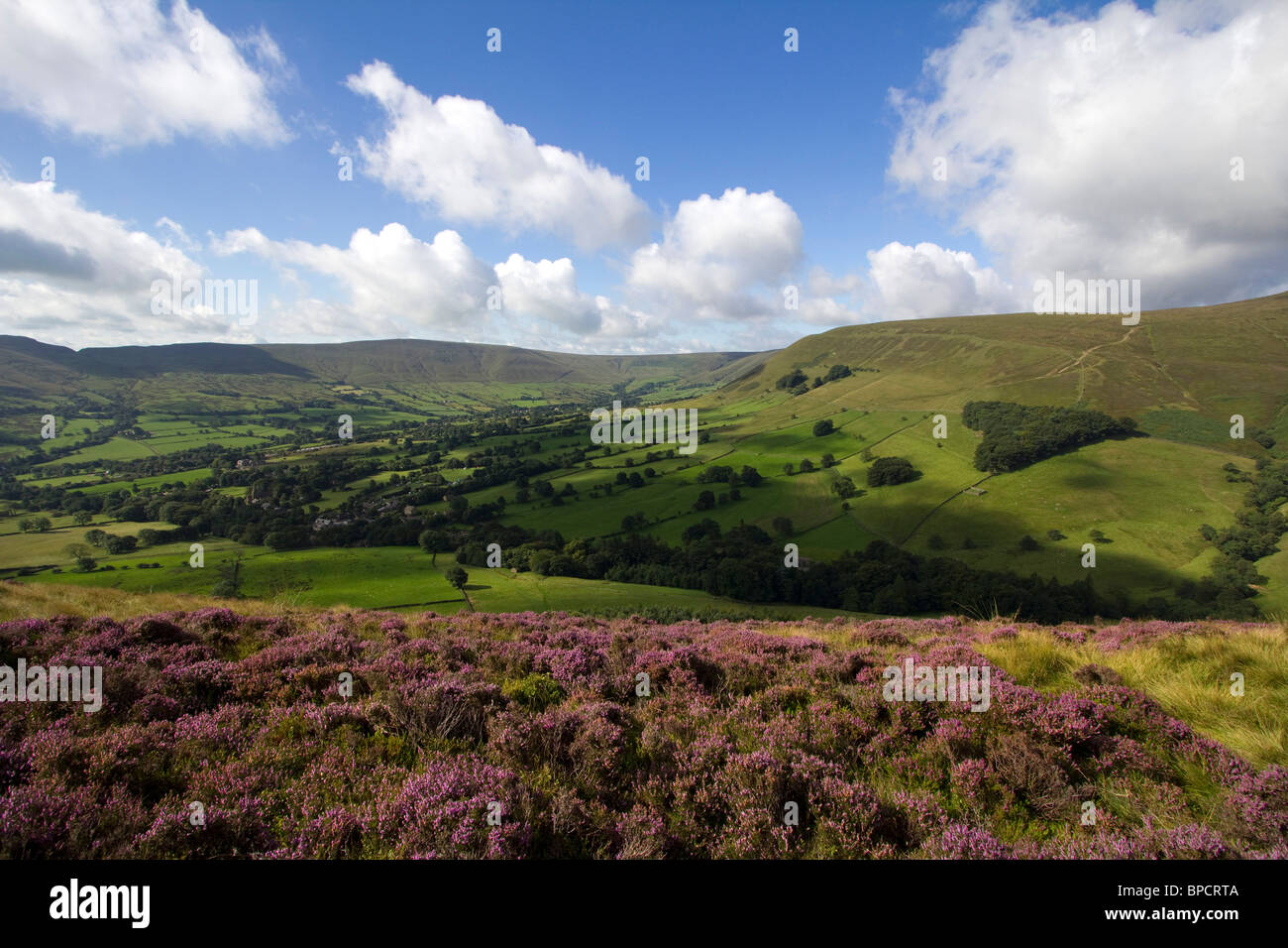 enroute to the nab viewpoint vale of edale derbyshire peak district ...