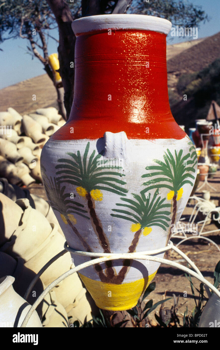 Jordanian pottery hi-res stock photography and images - Alamy