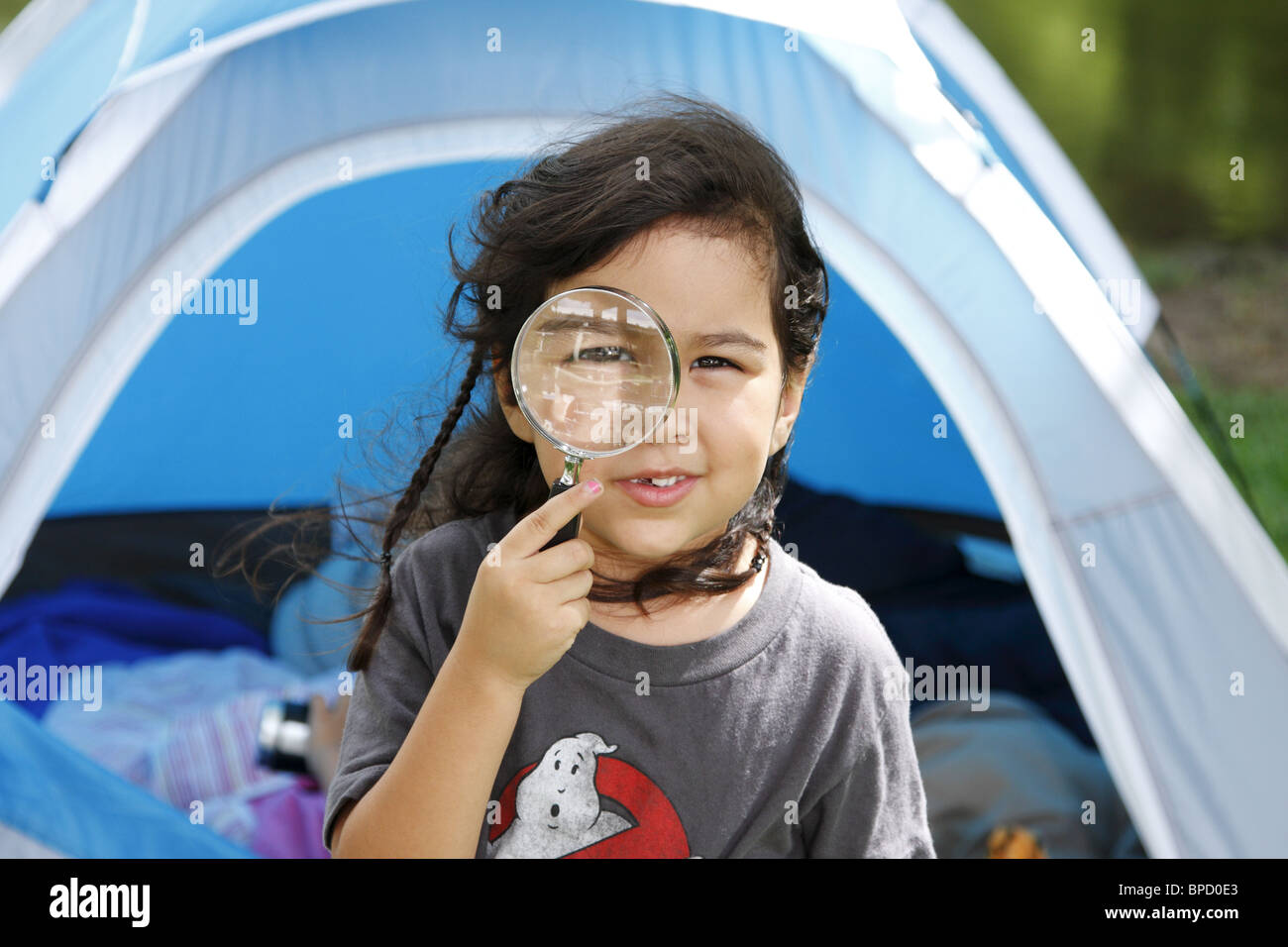 Children river magnifying glass hi-res stock photography and images - Alamy