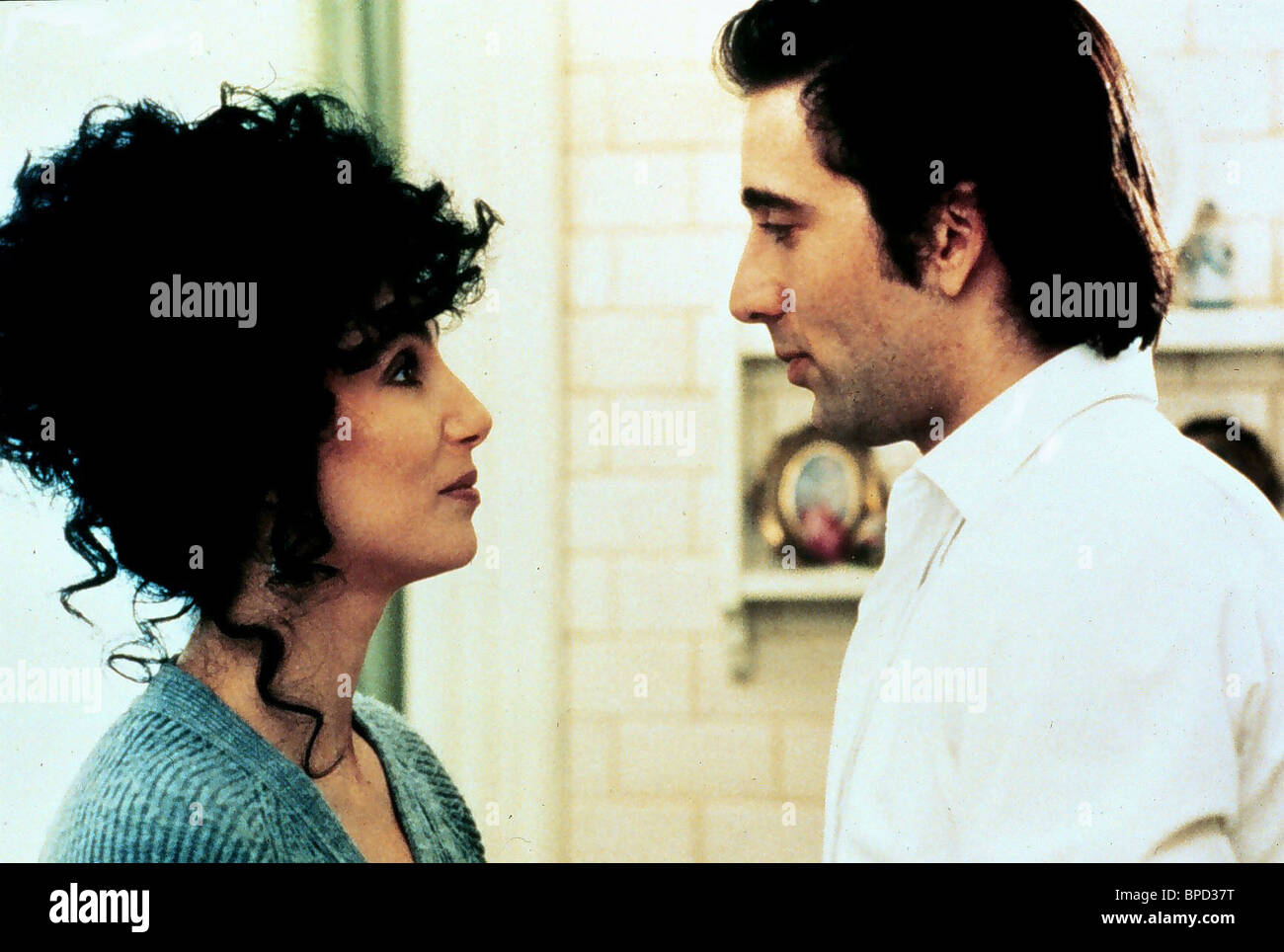 Moonstruck Film High Resolution Stock Photography and Images - Alamy