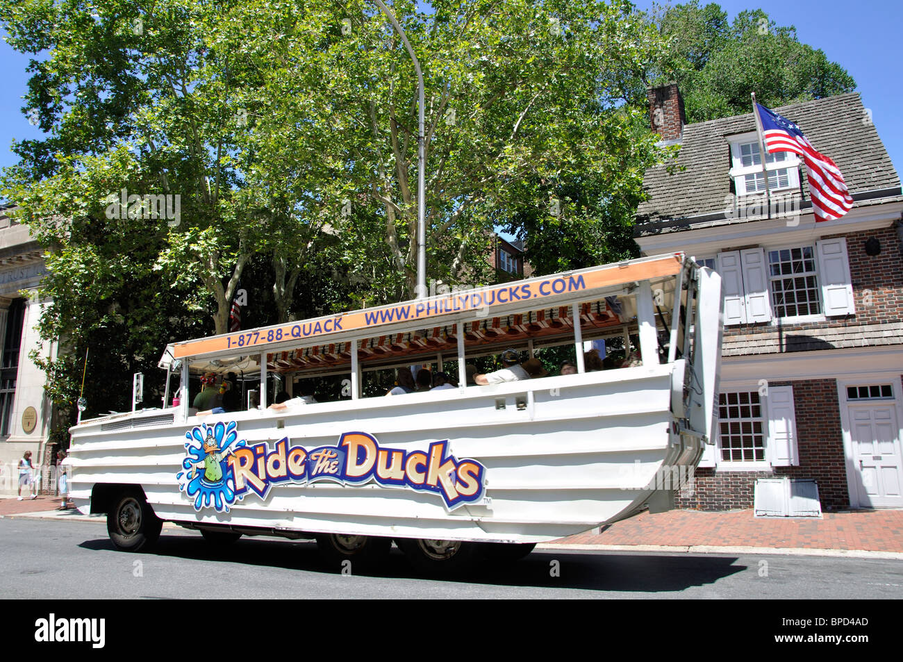 Ride the Ducks tour, Philadelphia, Pennsylvania, USA Stock Photo - Alamy