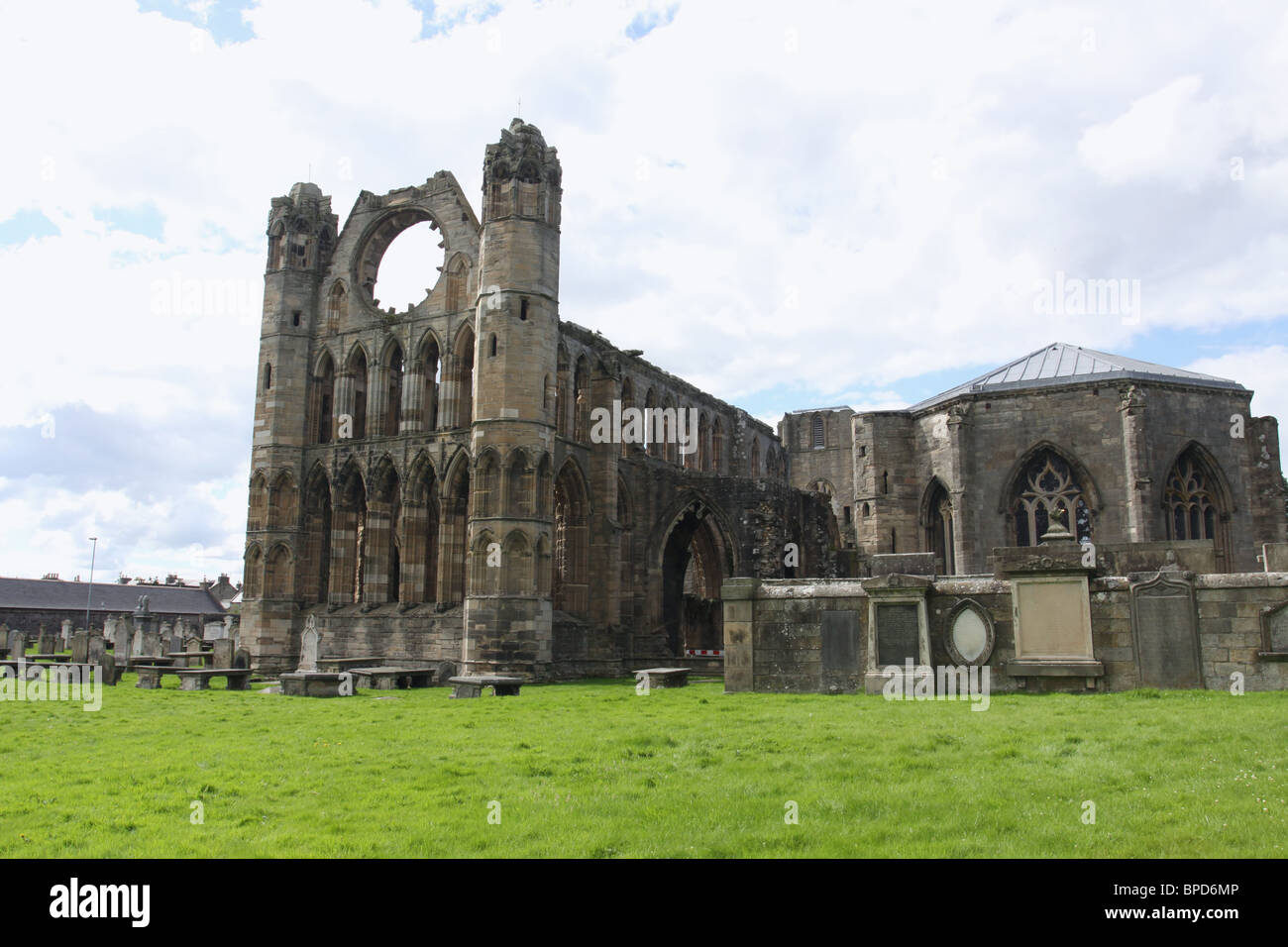 Elgin cathedral ruins hi-res stock photography and images - Alamy