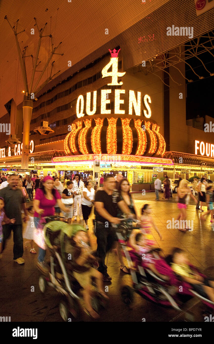 People enjoying the Las Vegas nightlife downtown on Fremont Street, Las Vegas, Nevada, USA Stock ...