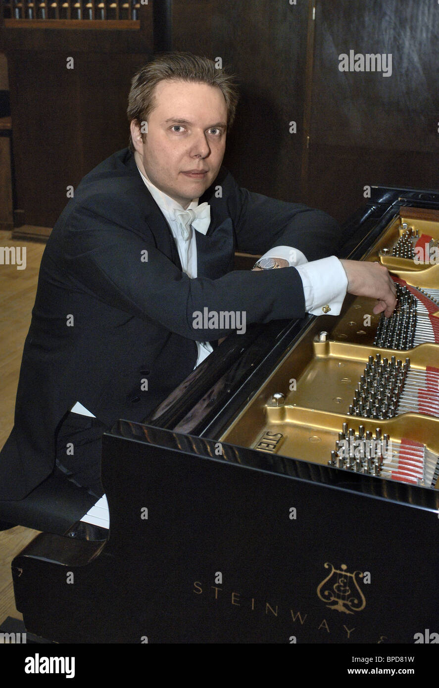 Conductor Pianist High Resolution Stock Photography and Images - Alamy