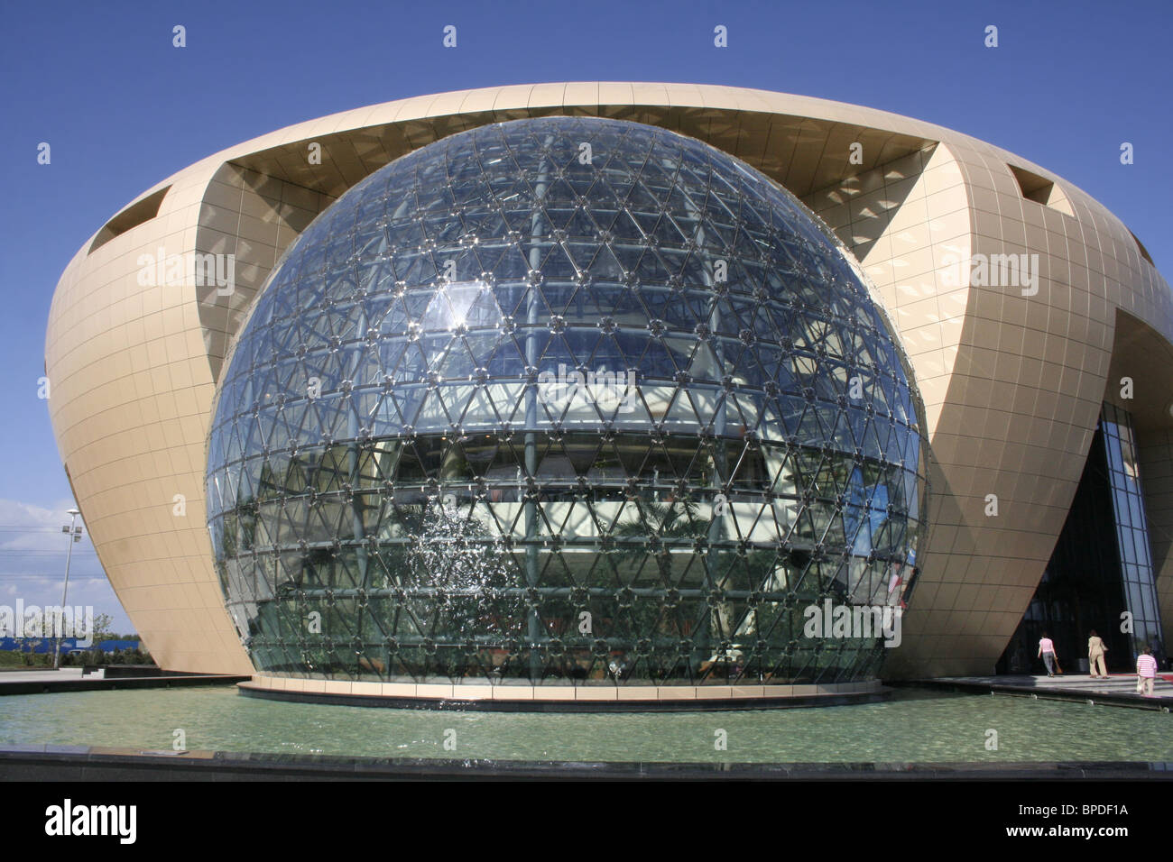 Pearl St High Resolution Stock Photography and Images - Alamy