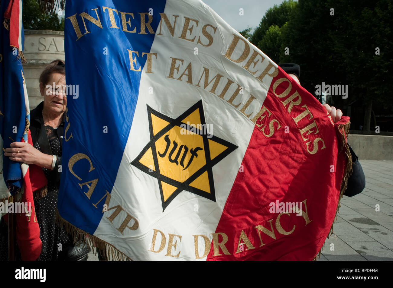 Jewish woman french star of david hi-res stock photography and images ...