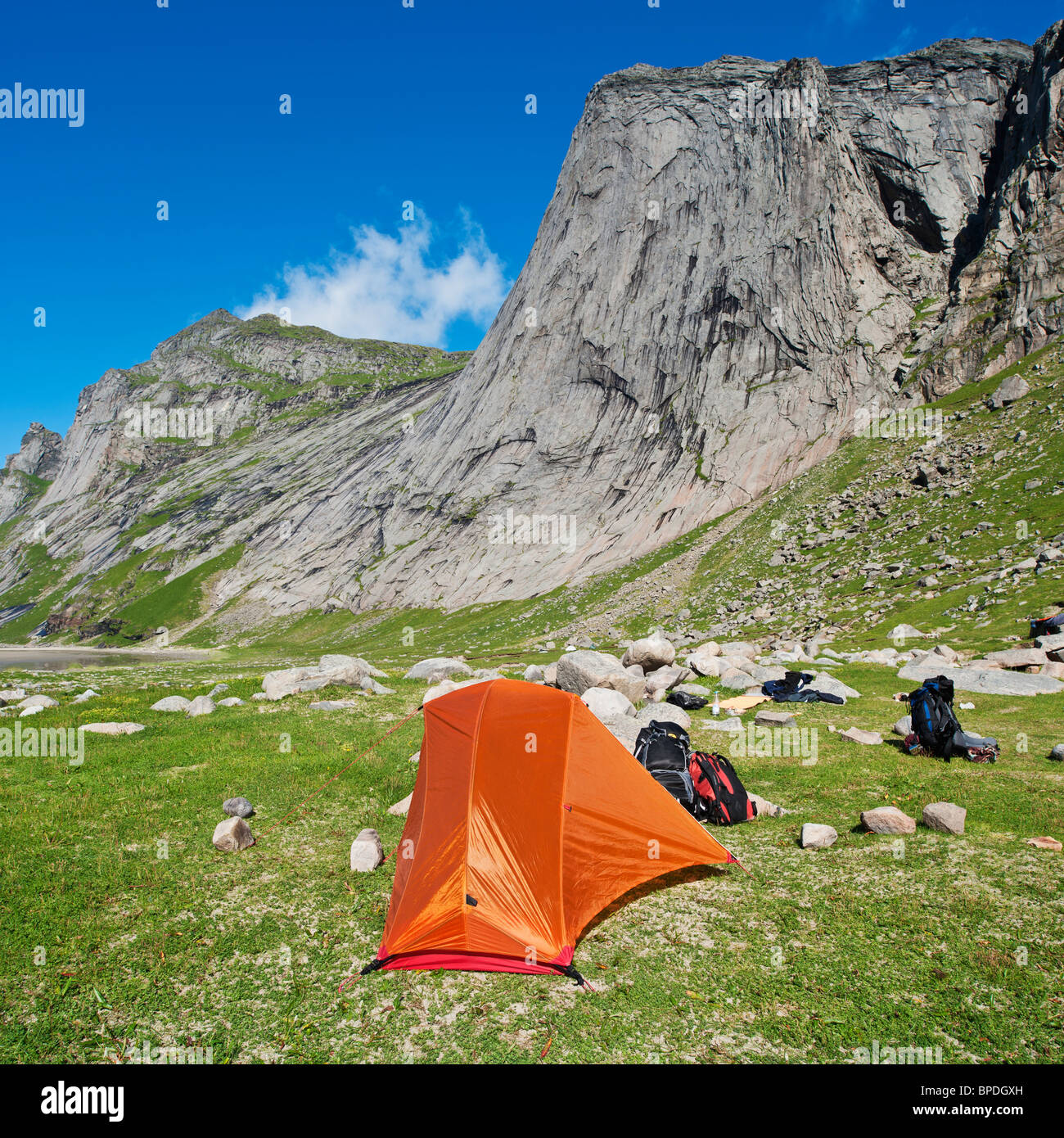 Scenic campsite at Bunes beach, Moskenesoy, Lofoten islands, Norway ...