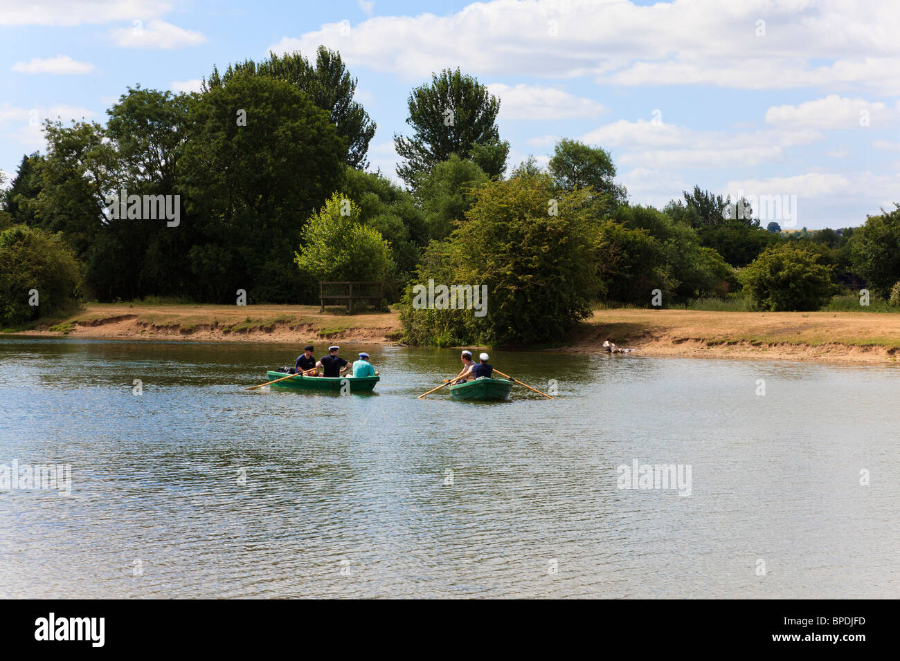 Row river trail hi-res stock photography and images - Alamy
