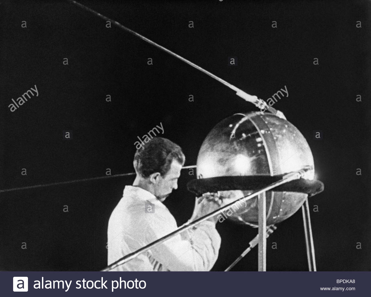 Artificial Satellite Stock Photos & Artificial Satellite Stock Images ...