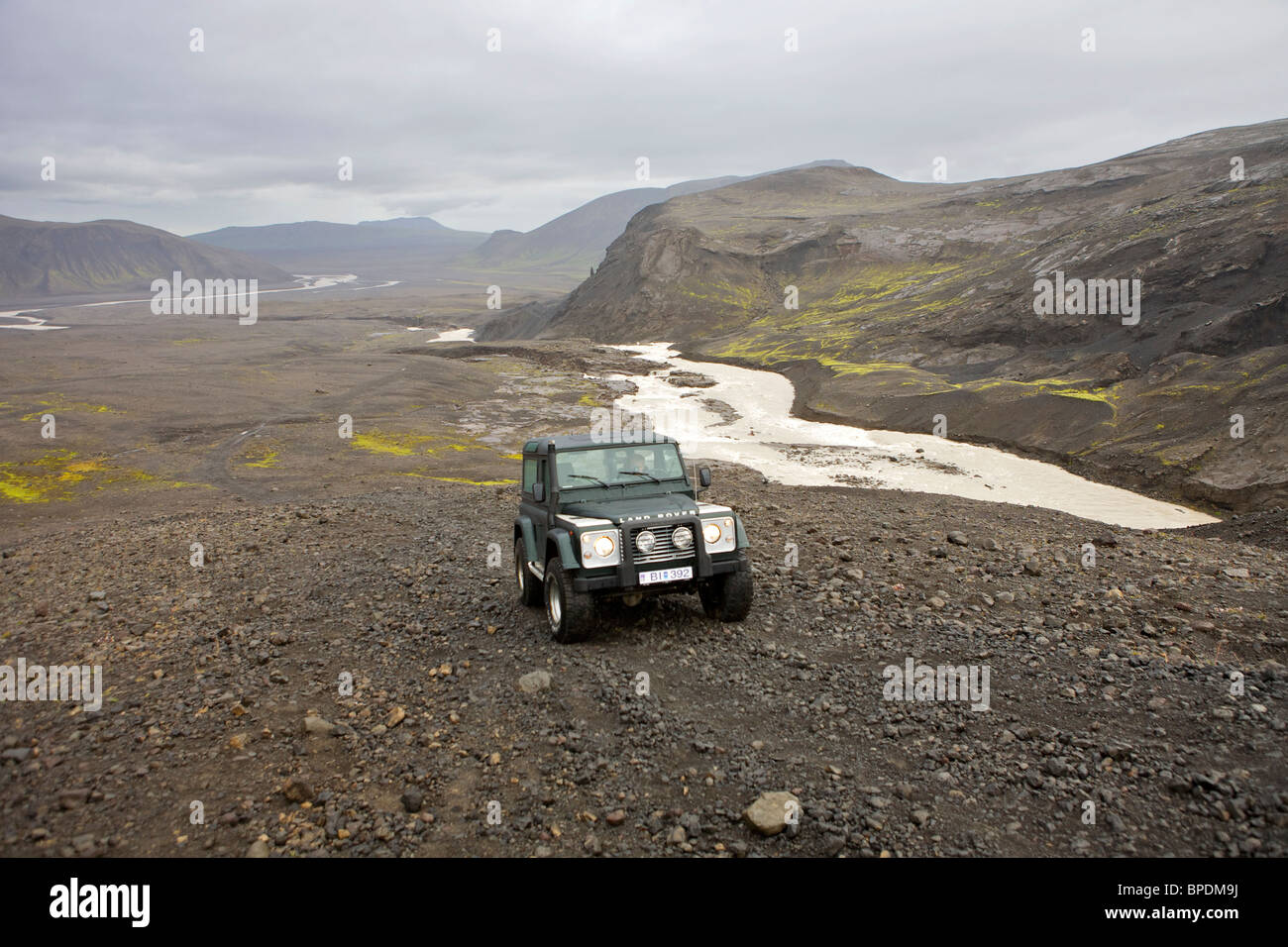 Land Rover Defender 90 300 TDI in the interior highlands of Iceland ...